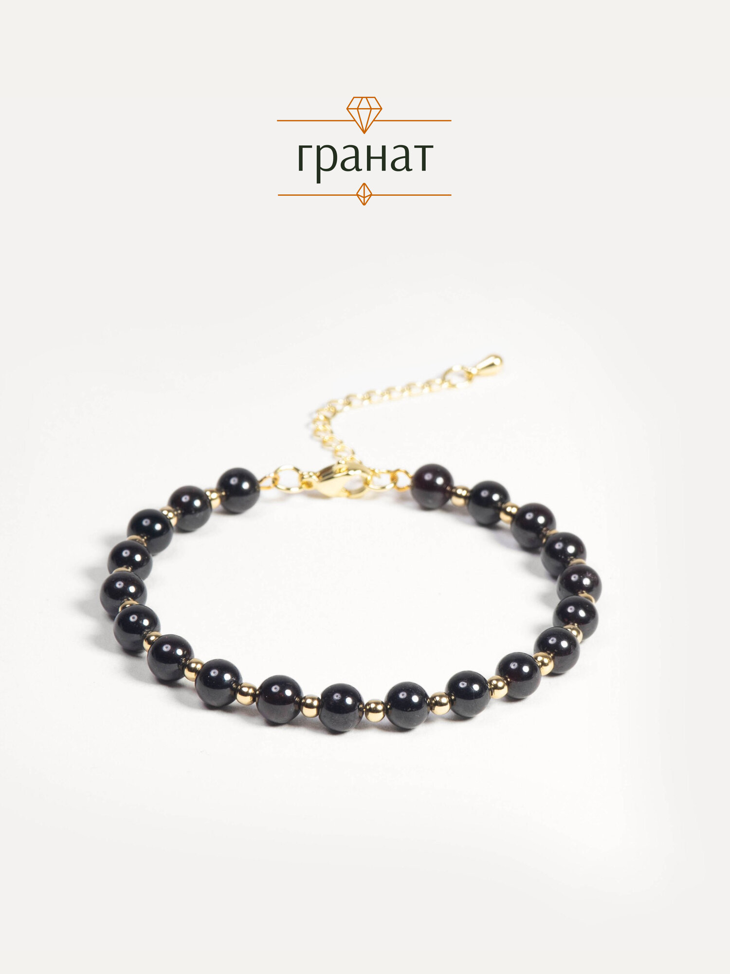 Браслет-нить, гранат