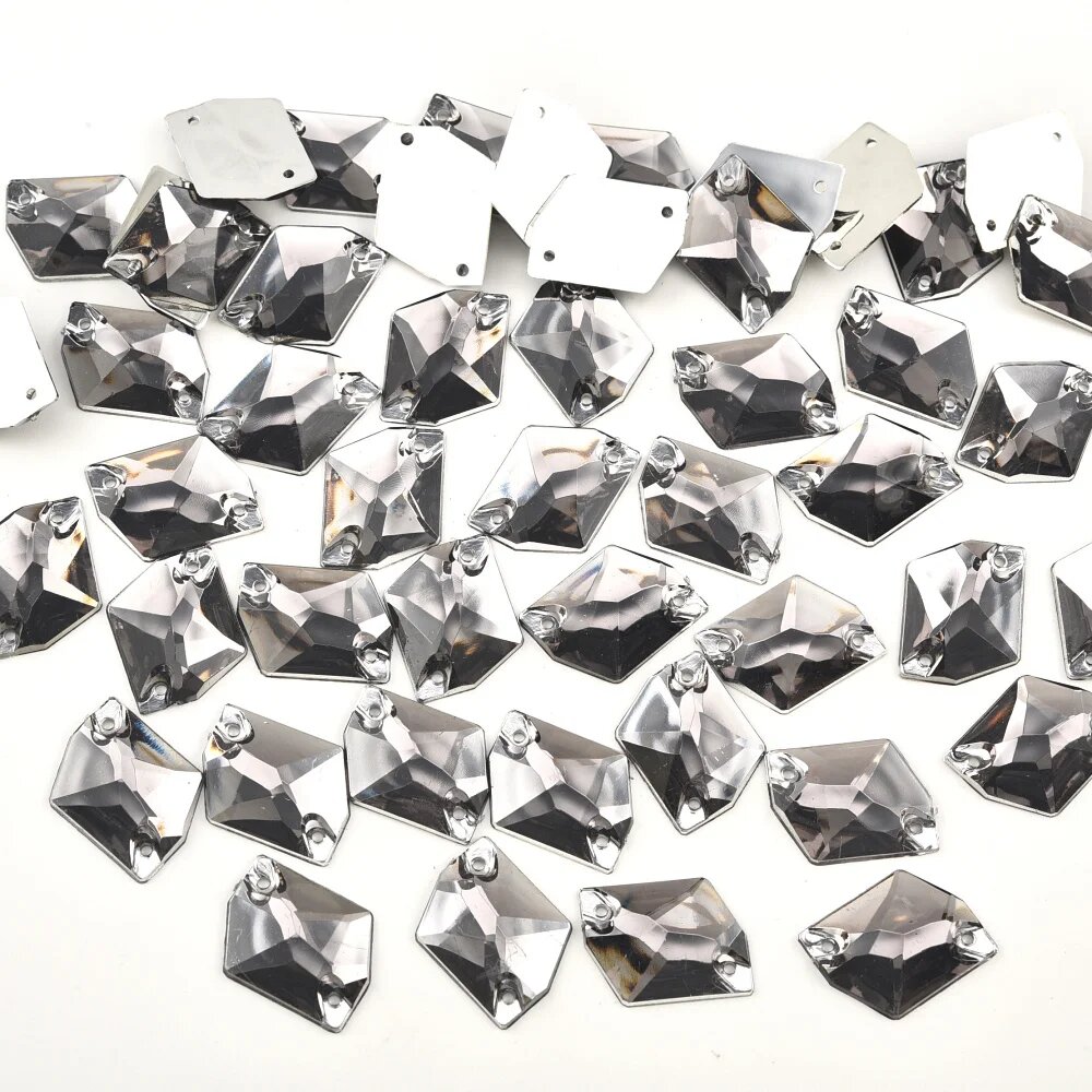 BOBOHOO акриловые стразы космической формы 13x17 мм 50 шт Серебряный, Black Diamond