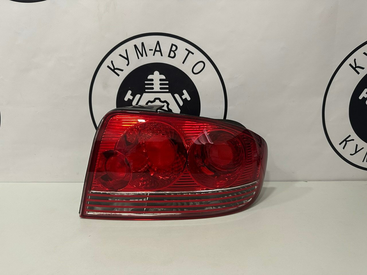 Фонарь задний правый хендай соната EF 4 Hyundai Sonata 4 тагаз c 2001 по 2011