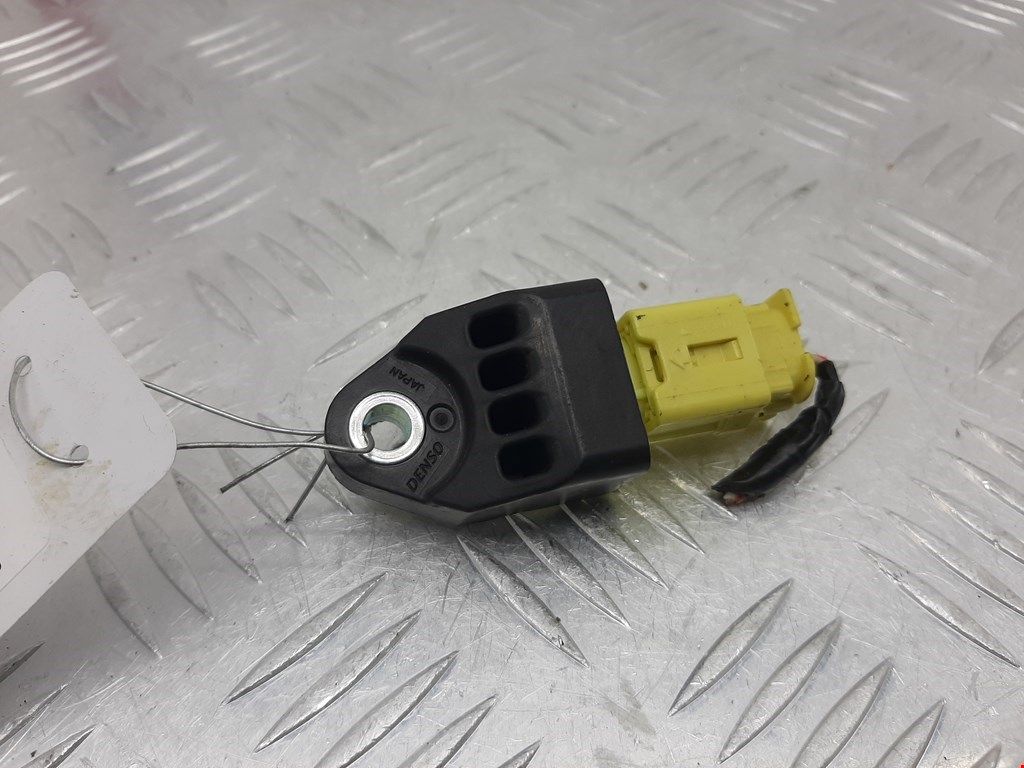 Датчик удара / 1745646 98237FG000 98237FG000 для Subaru Impreza 3 (GE/GH) (с пробегом)