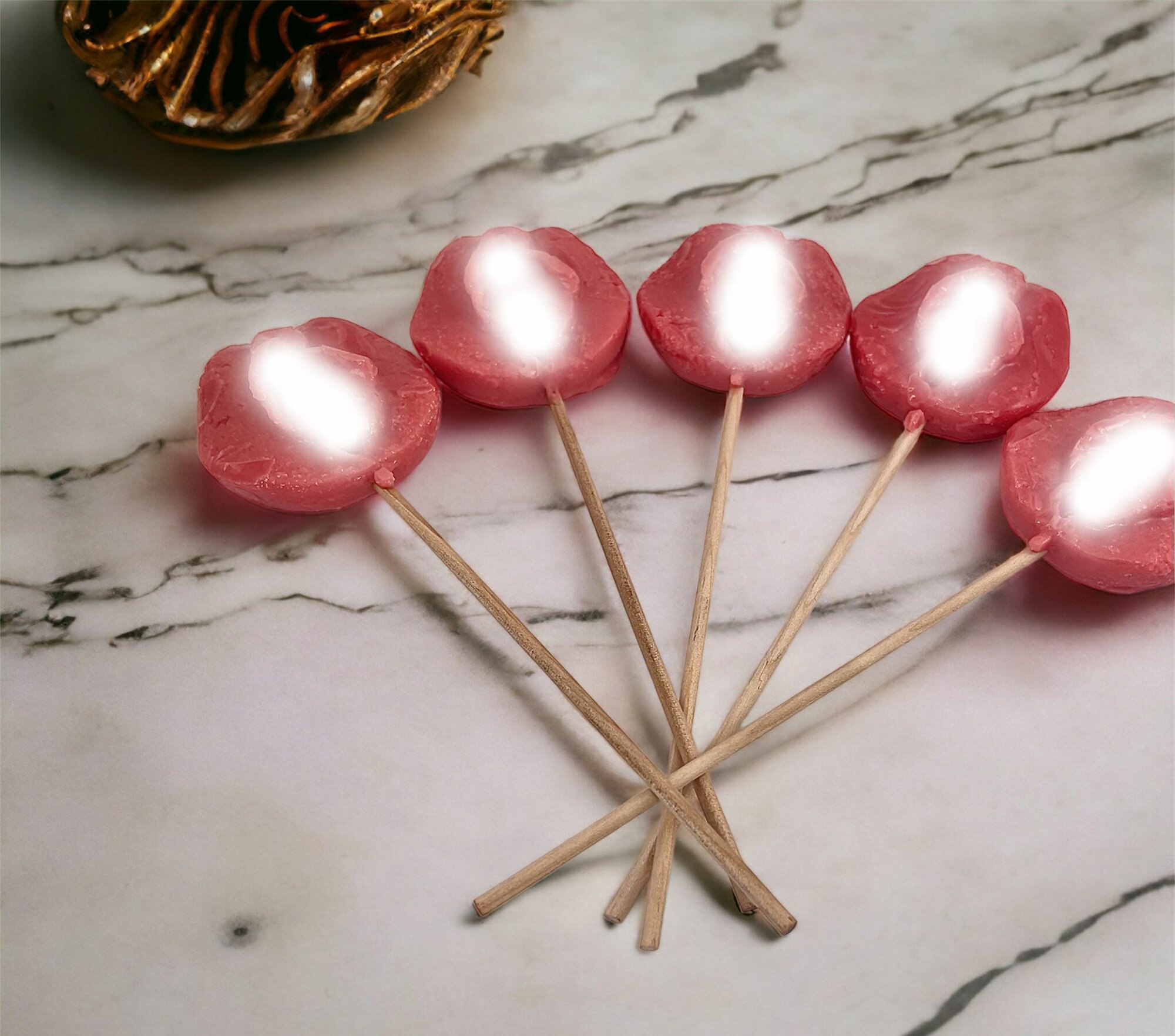 Леденец на палочке в виде вагины Lenco Миссис Кэтти, розовый 50 гр. х 5 шт.