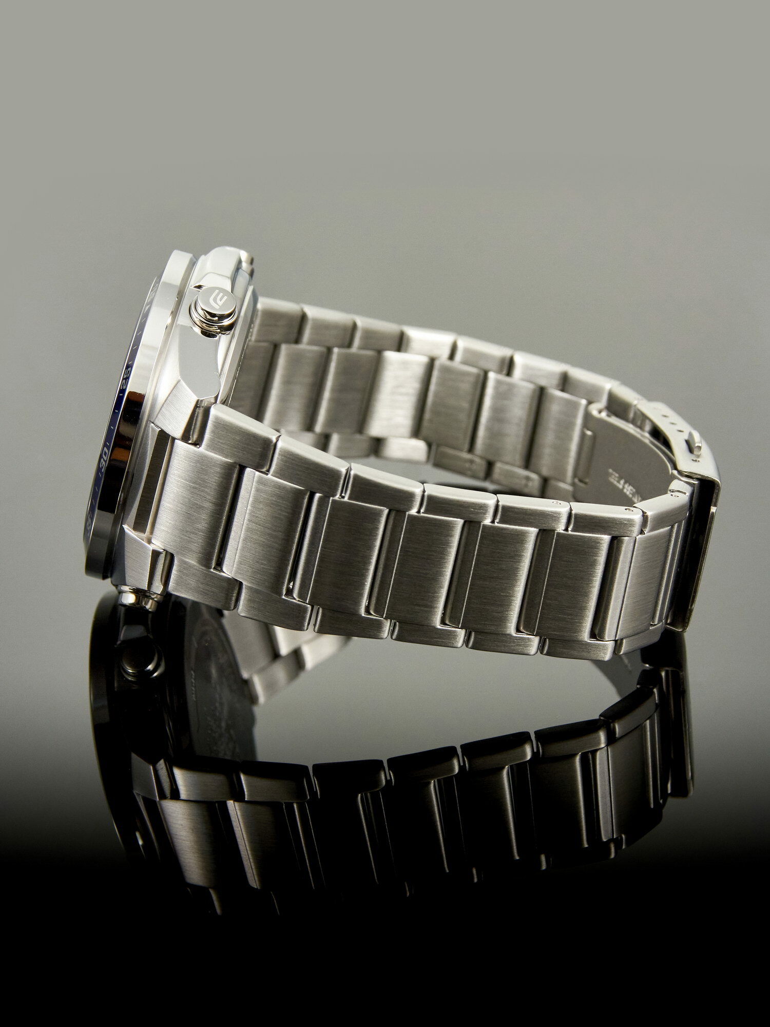 Наручные часы CASIO Классика, серебристый — фото 1