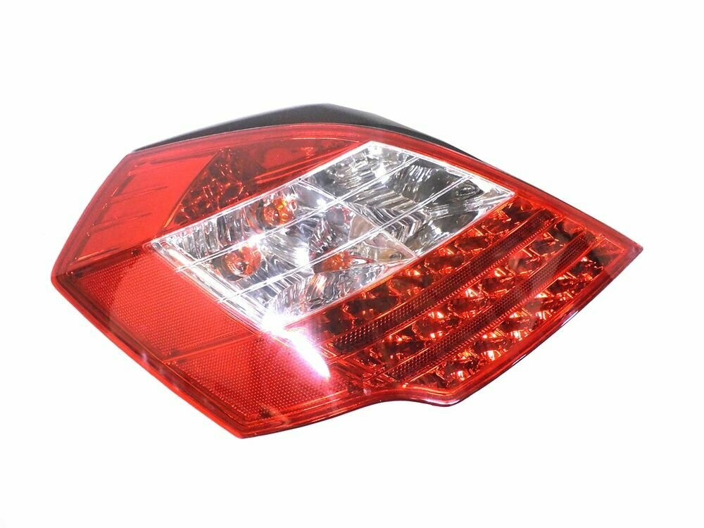 Фонарь задний левый Emgrand EC7, FE-1, седан (1067001230)