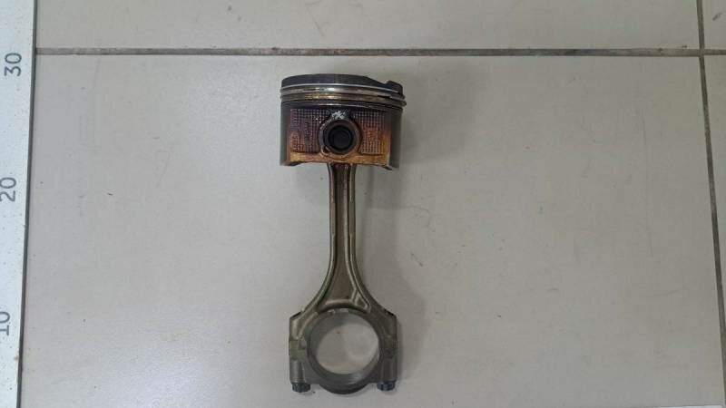 Поршень с шатуном Toyota Rav 4 A30 2006-2013 кат.номер: 1321128061A0 1320109790A0 1320129686A0