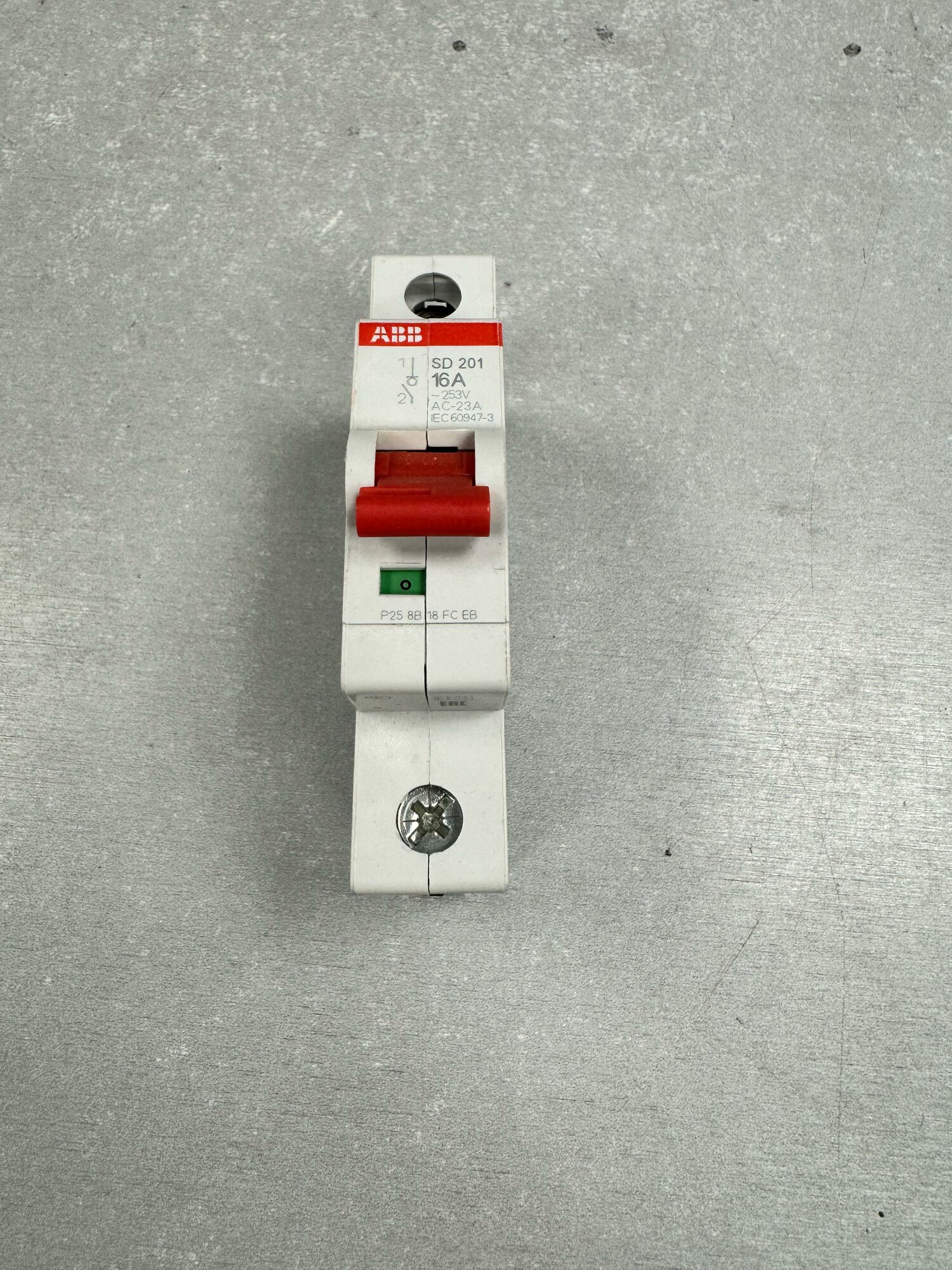 Рубильник модульный 1П 16А рычаг красный SD201/16 ABB (выключатель нагрузки) 2CDD281101R0016 Оригинал