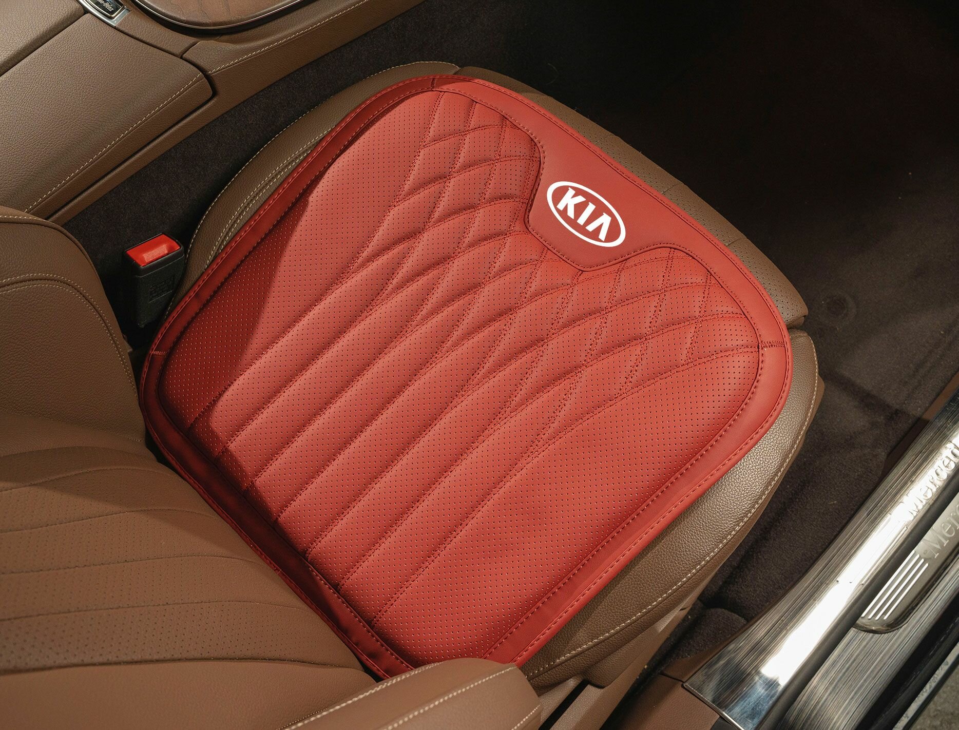 Подушка ортопедическая на сиденье Kia