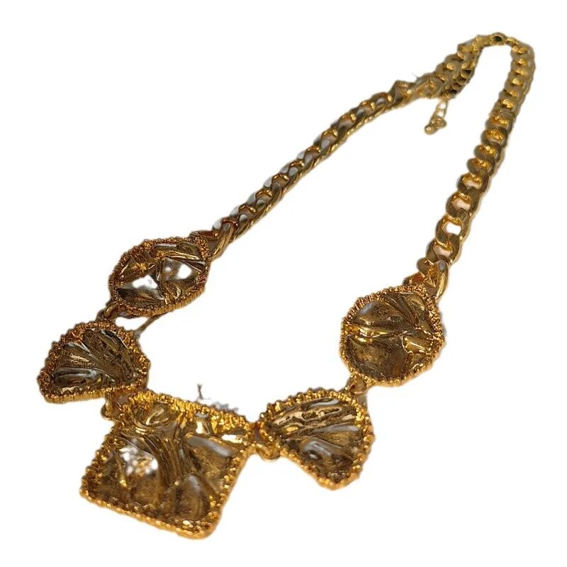 Колье APRILANDYU