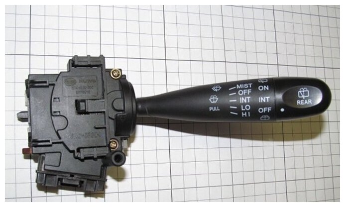 Переключатель подрулевой левый GEELY арт. 1017000636