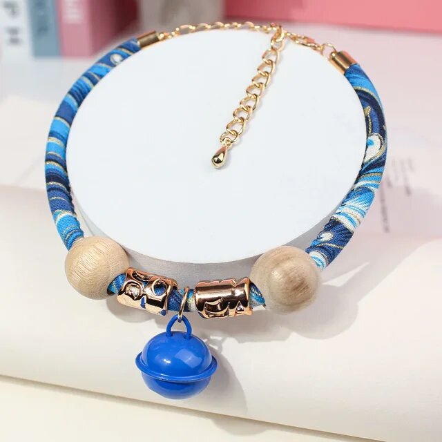 Регулируемый ошейник для защиты от блох и клещей для кошек и собак с натуральным репеллентом от насекомых, камфорный ошейник с деревянными бусинами от блох и клещей