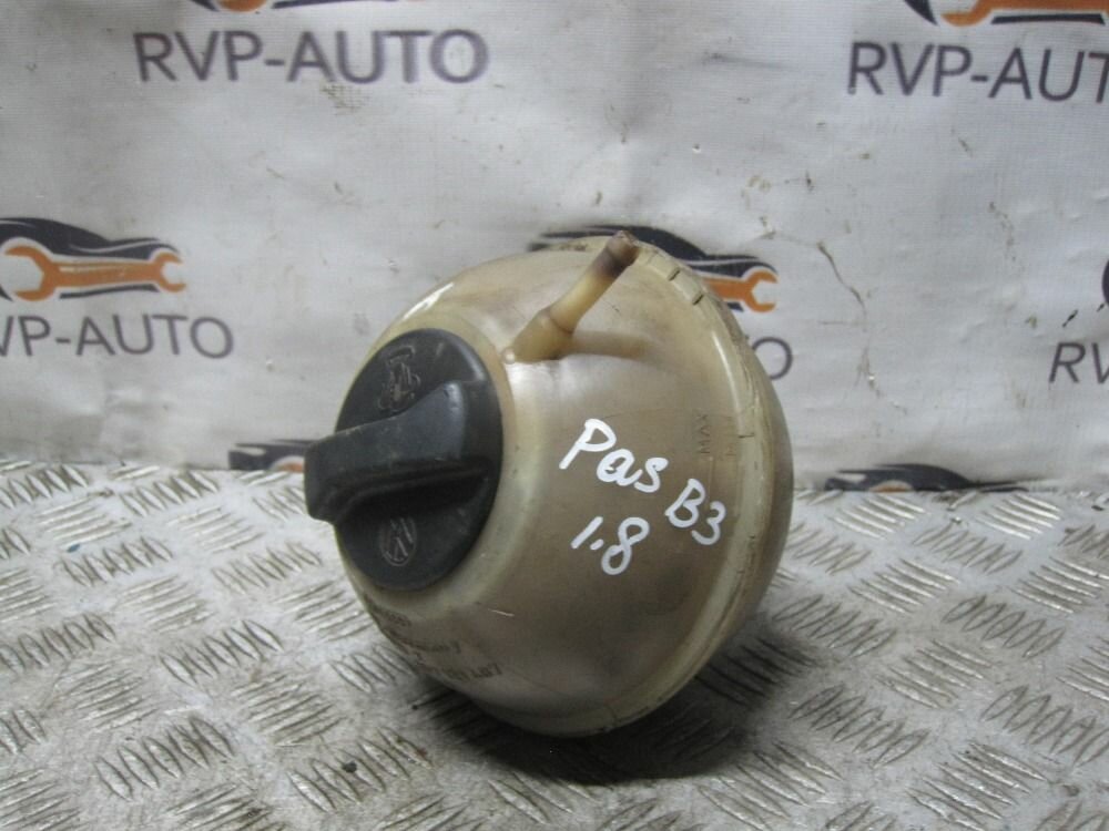 Бачок расширительный Volkswagen Passat B3