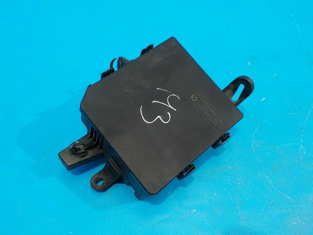 Блок предохранителей под капотом Nissan Juke (F15) 2011-2019 284B91KA0B - Б/У