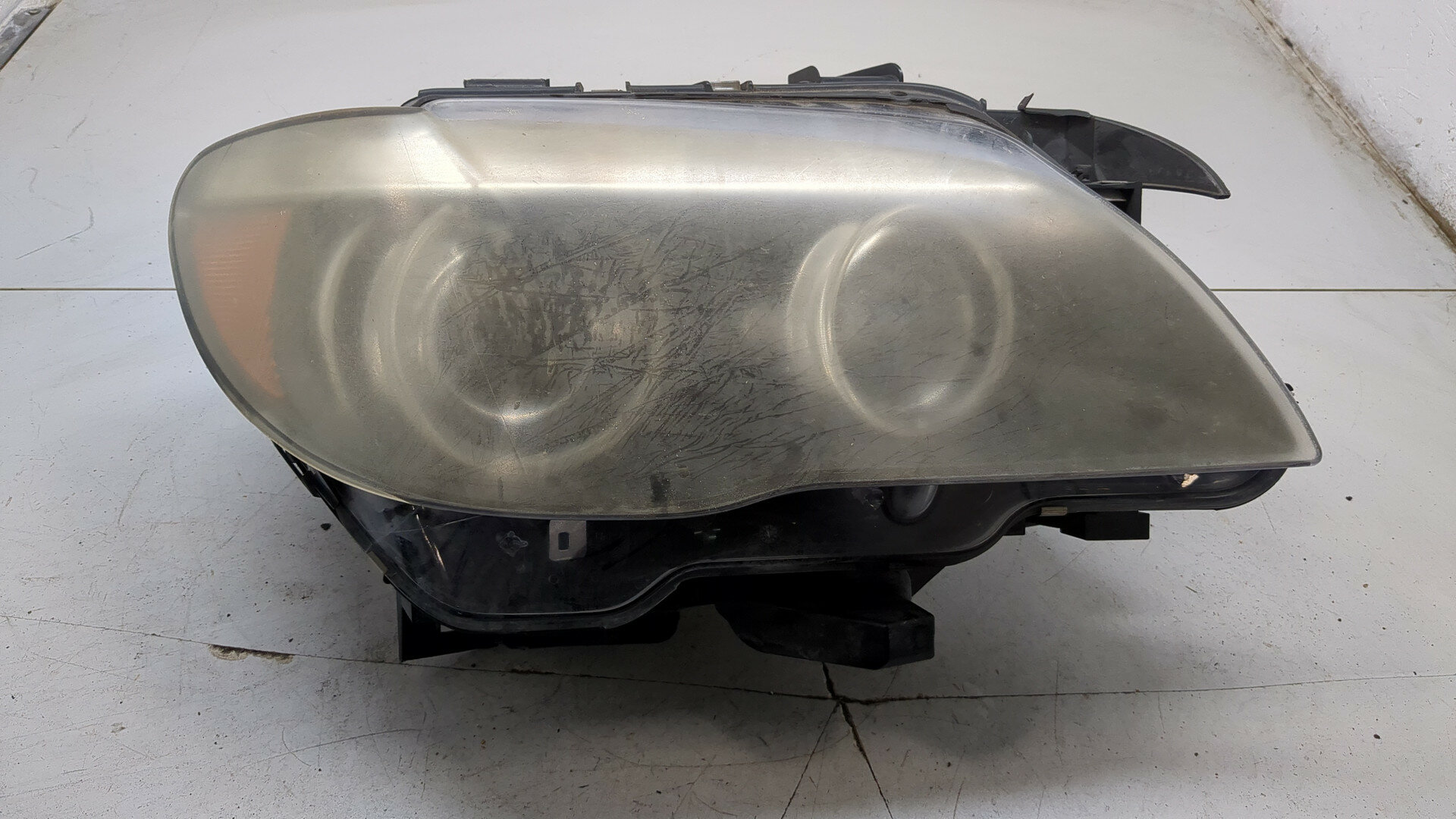 Фара (передняя) правая BMW 7 E65 Б/У