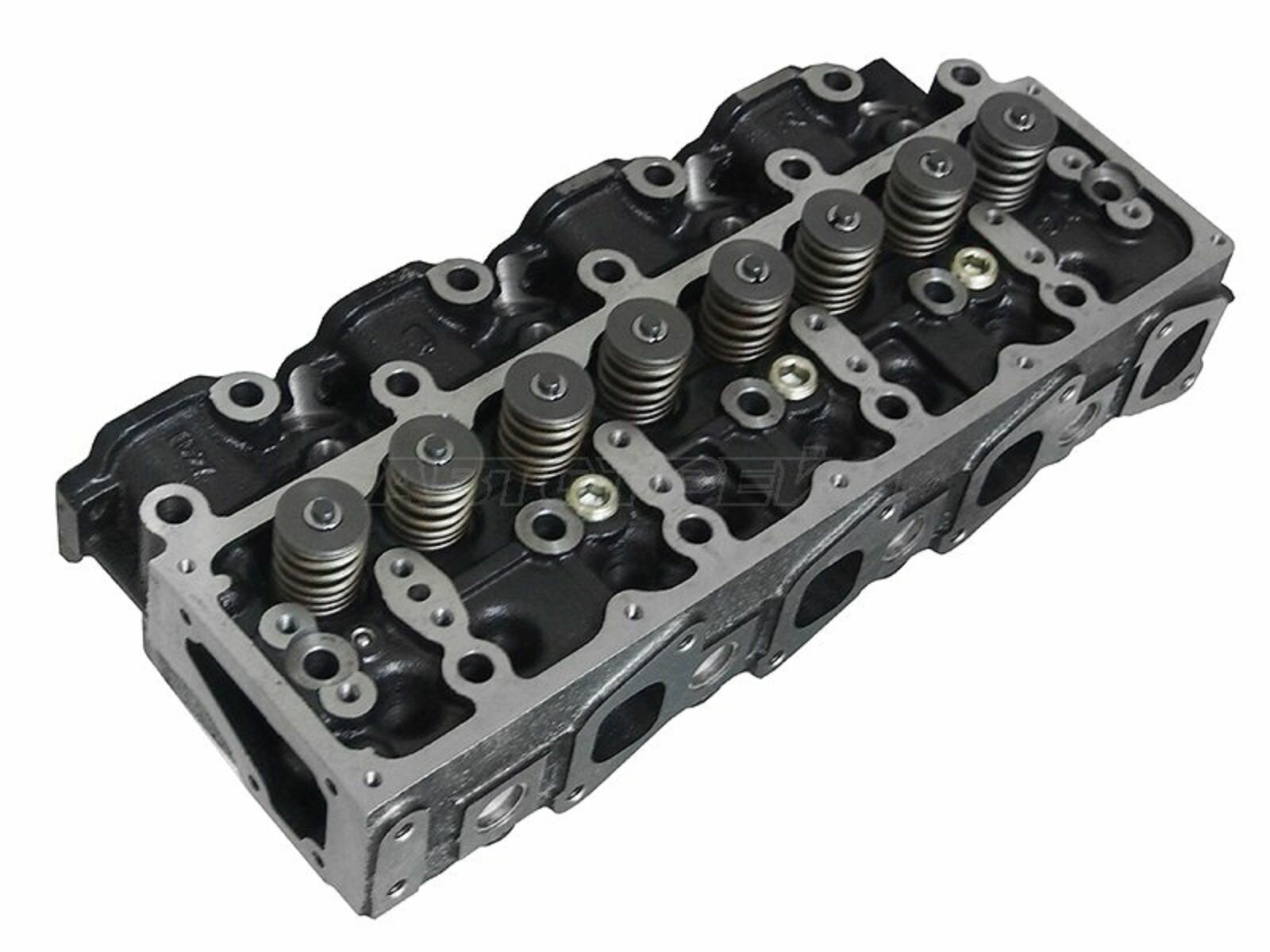 Головка блока в сборе NISSAN ATLAS