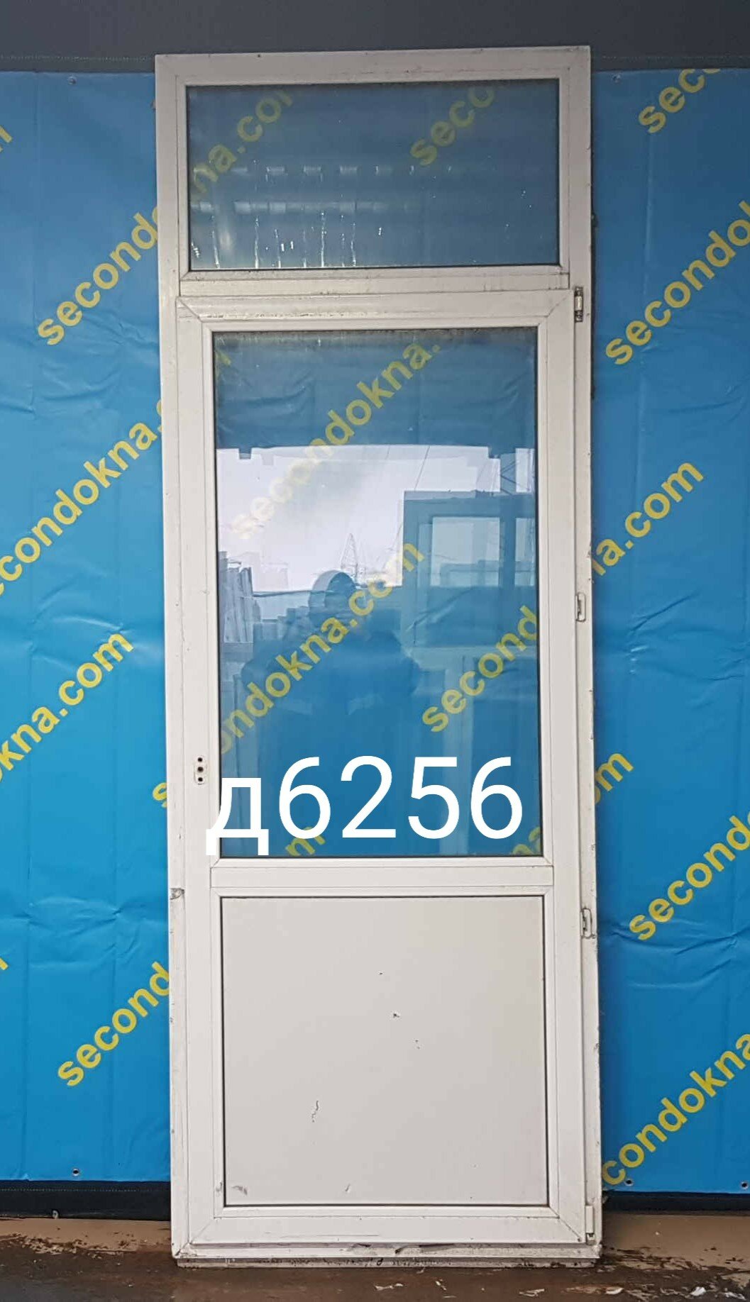 Дверь пластиковая Б/У 2600(в) 2140 об х 910(ш)