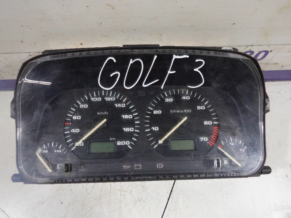 Панель приборов VW Golf III 1H6919033A