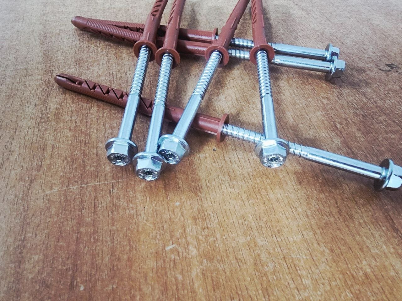 Дюбель-гвоздь коричневый м 8*100 (200 шт-1уп) шестигранная голова Torx Wurth, Германия