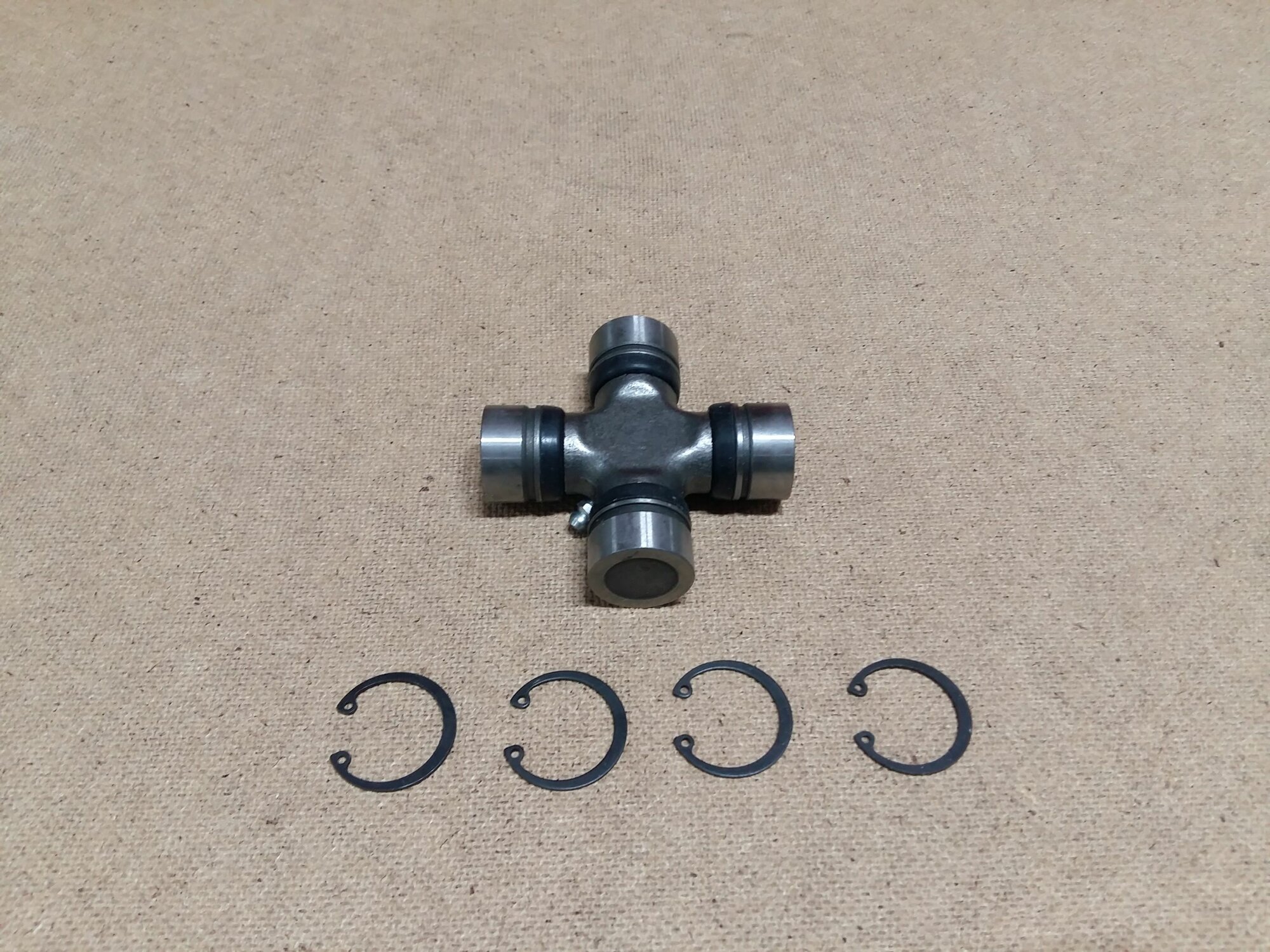 Крестовина карданного вала SAFE D27 L82 (2201116-F00)