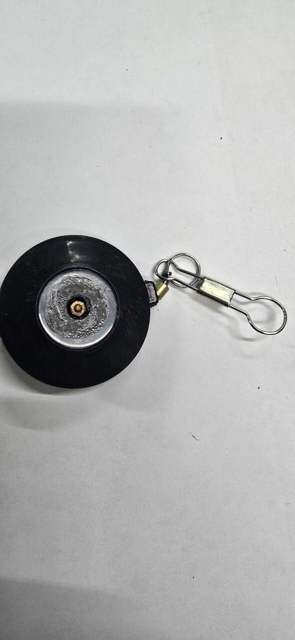 Ретривер с карабином Ixtys ЦГА31, тонущий, 85см, пластик, черный