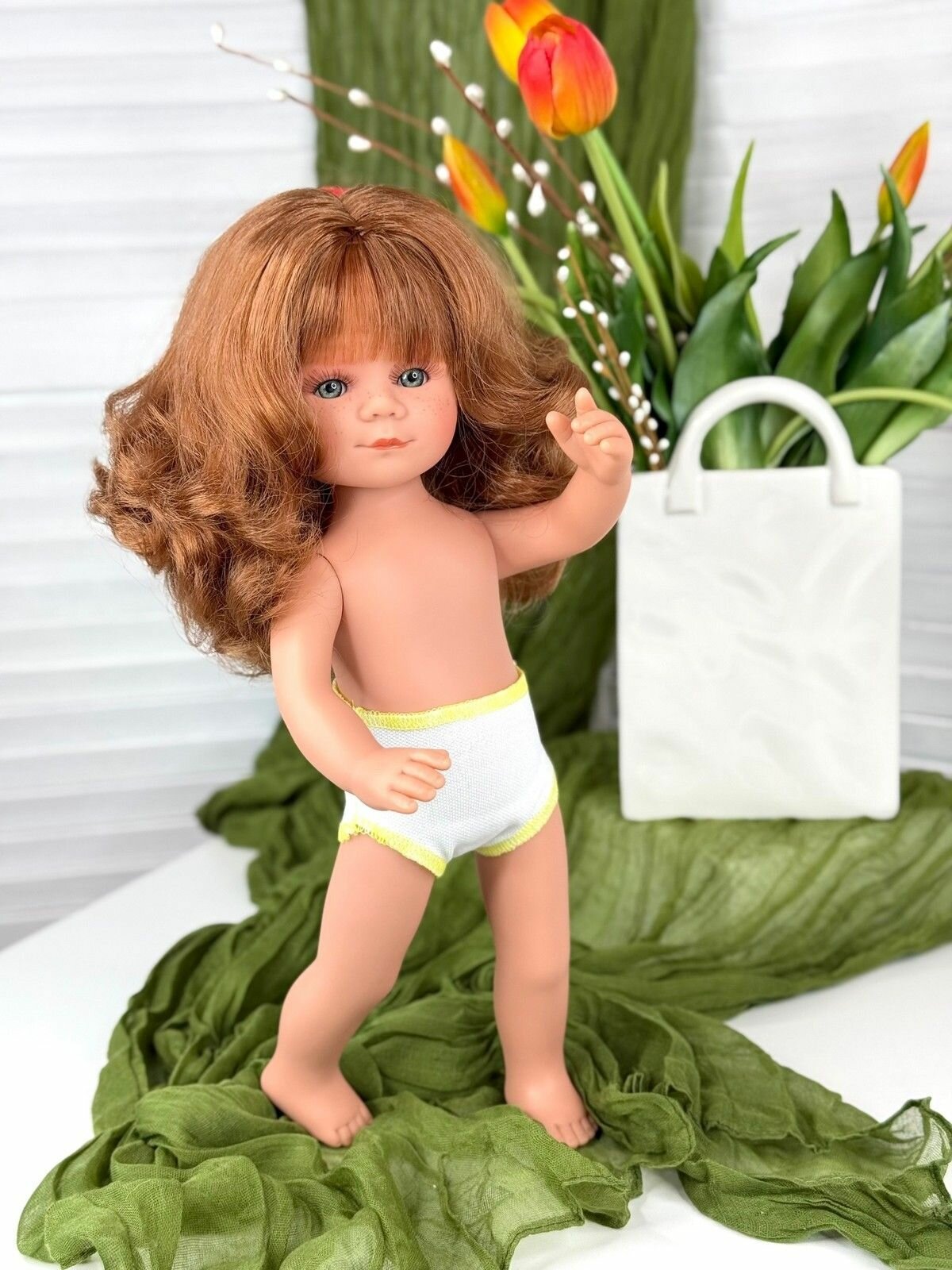 Кукла для девочки виниловая 34 см Мариета без одежды (022336W)