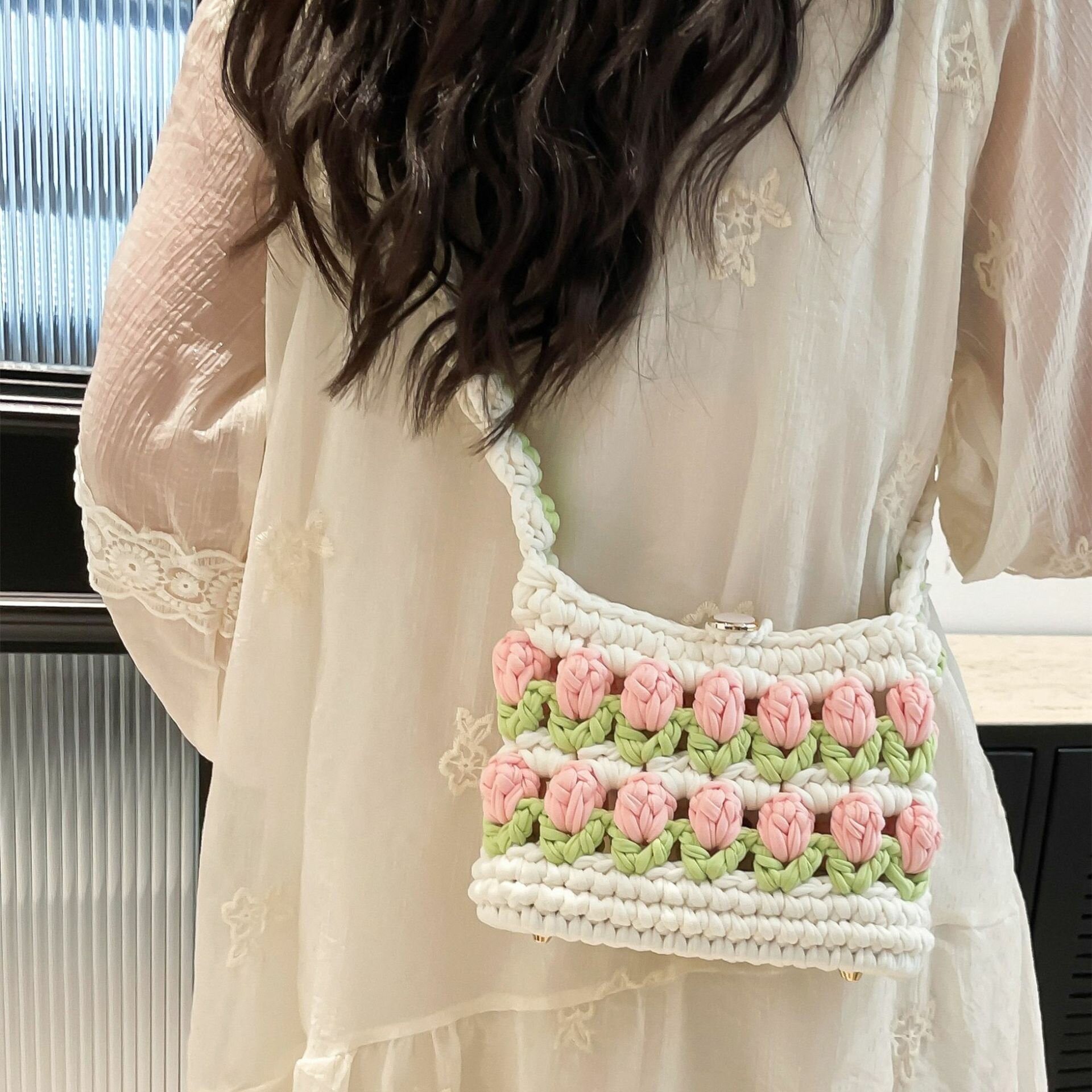 Новая ручная вязаная сумка "Тюльпан", готовый набор материалов для самостоятельного изготовления, подарок для девушки, сумка через плечо