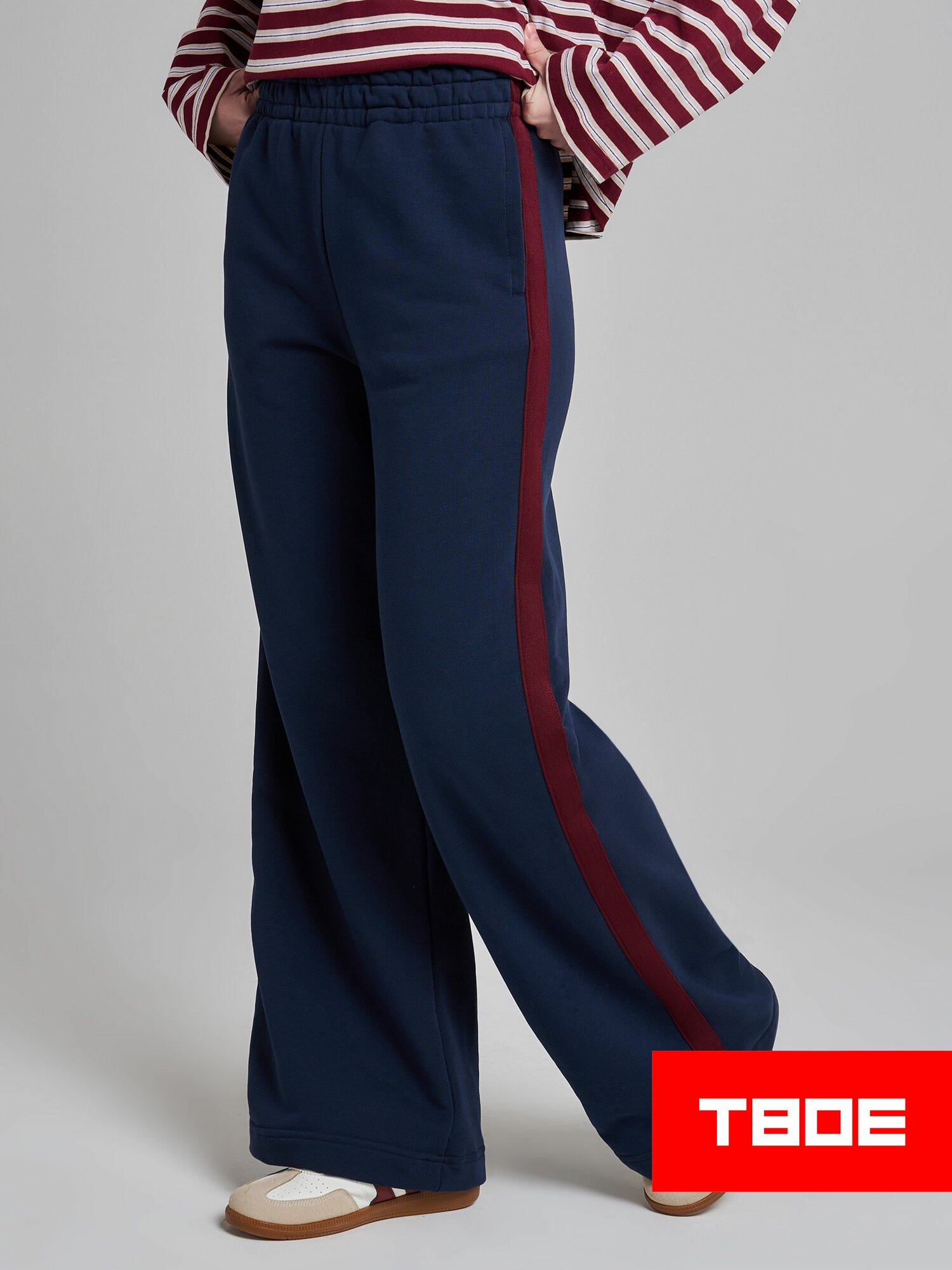 Брюки спортивные