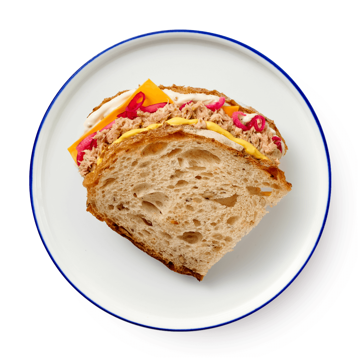 Сэндвич "Mates", с тунцом, сыром чеддер, луком и сырным соусом, 155 г