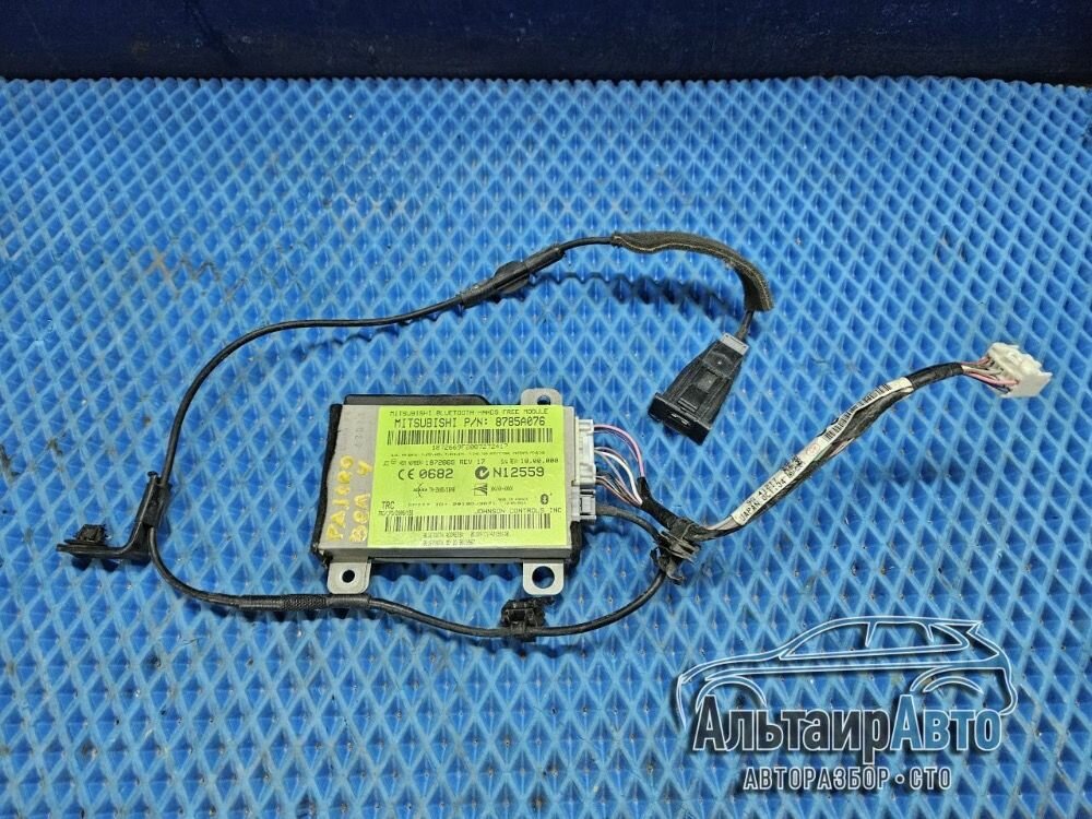 Блок bluetooth hands free Pajero 4 громкая связь