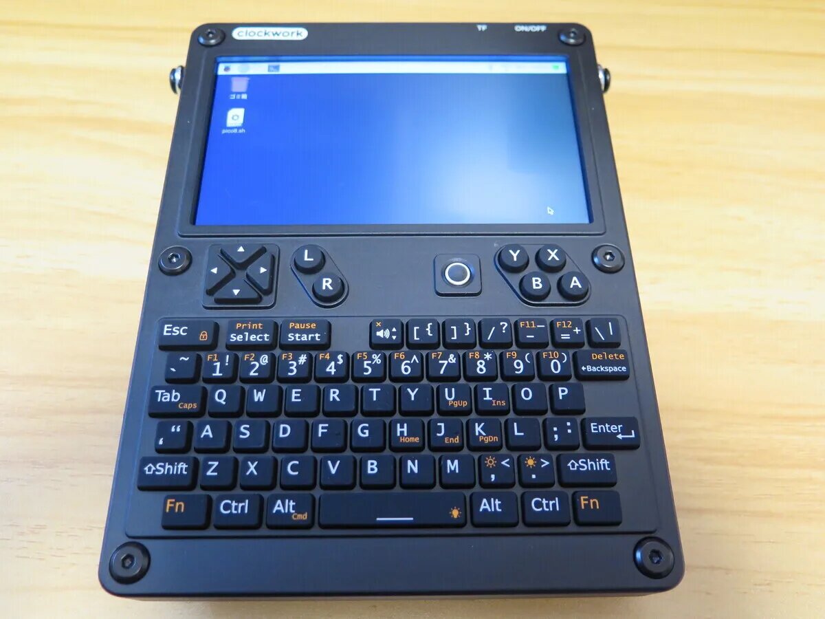 ClockworkPi uConsole CM4 WiFi и 4G