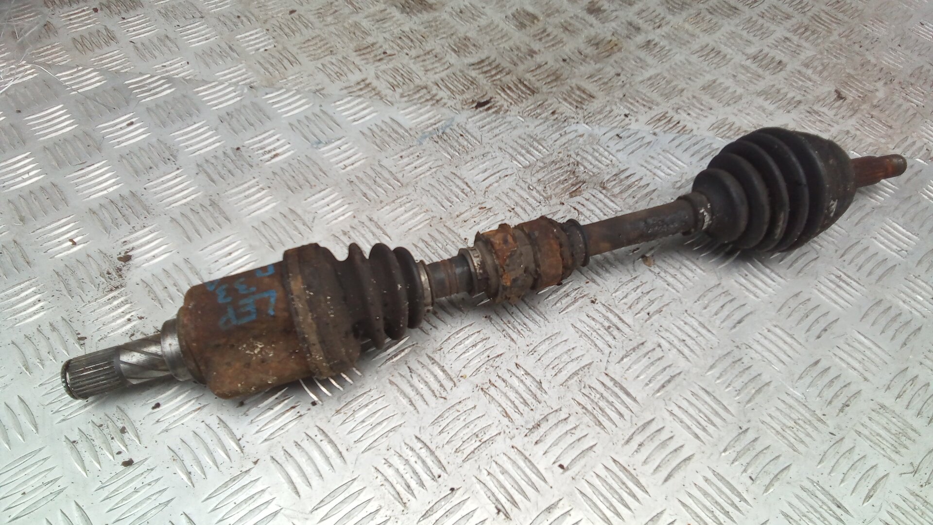 Привод передний левый NISSAN NOTE E11, Номер 39101BH00A