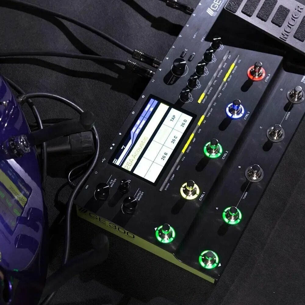 Гитарный процессор Mooer "GE-300", с функцией Tone Capture, черный — фото 1