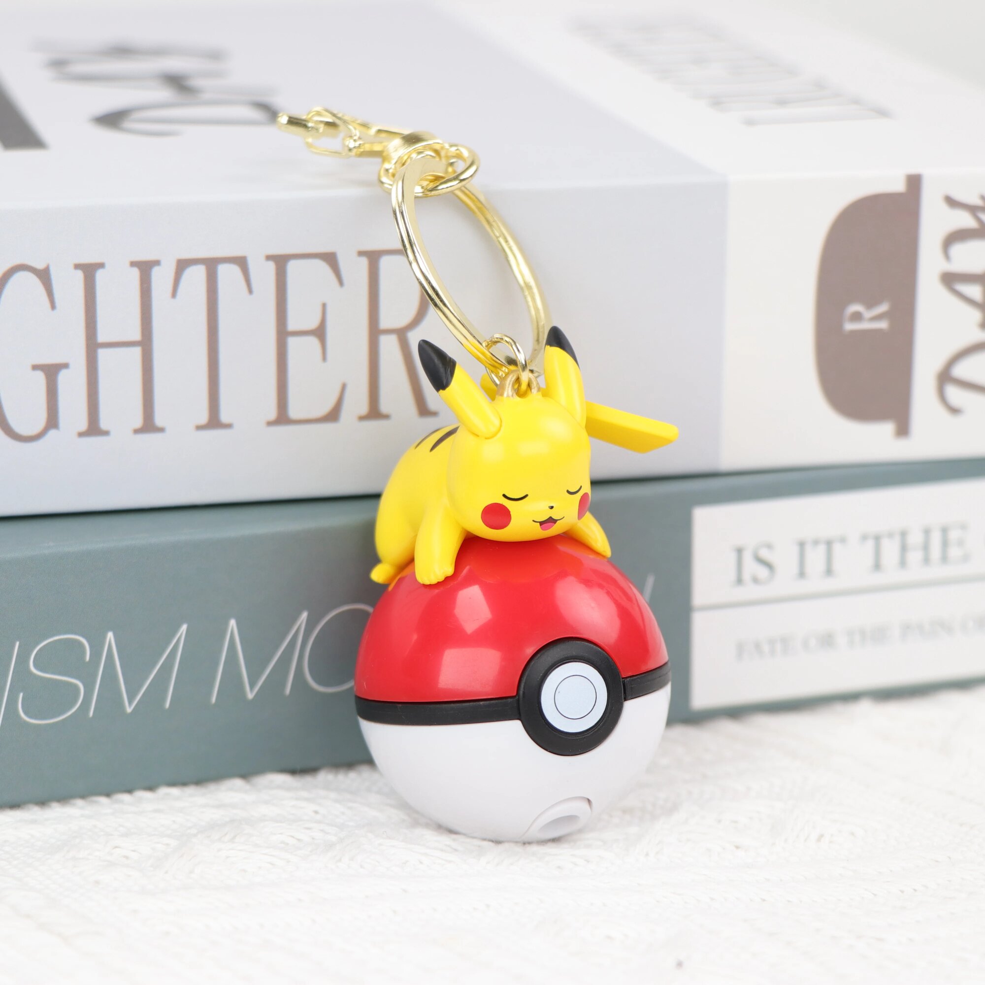 Фигурки Покемонов TAKARA TOMY 6-7 см Pikachu1