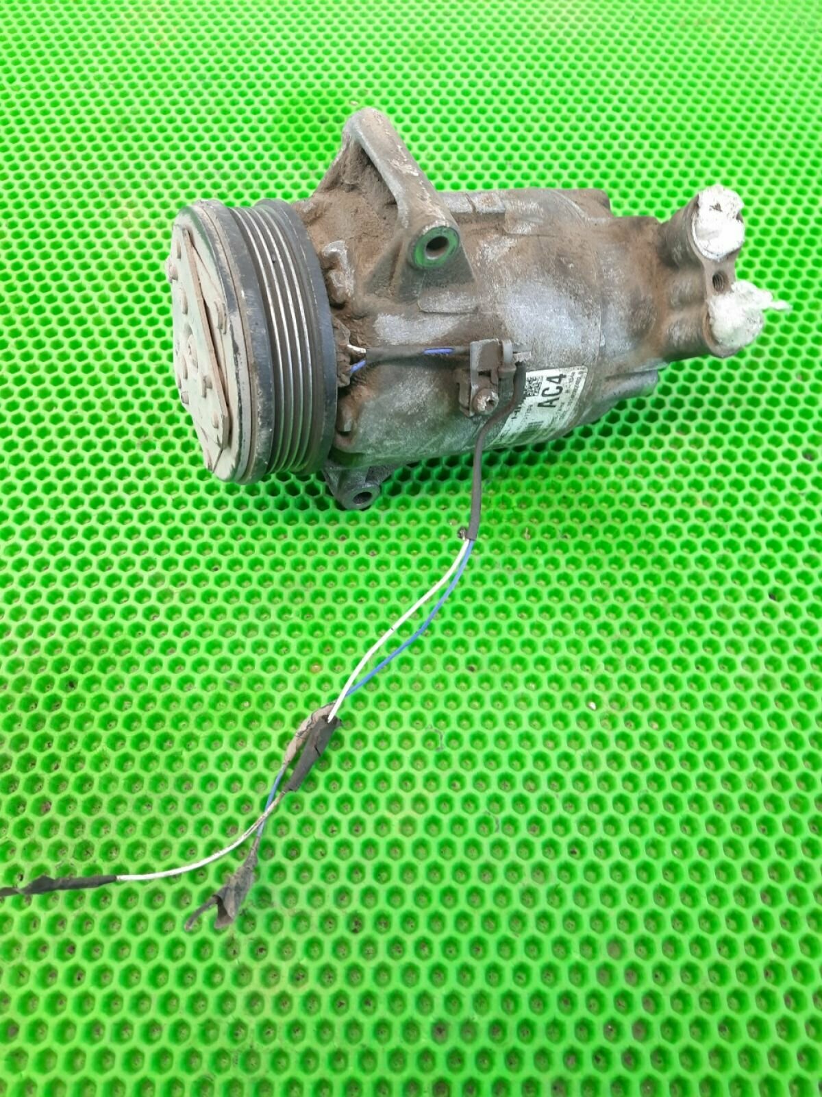 Компрессор кондиционера Opel Astra H L 48 Z18XER