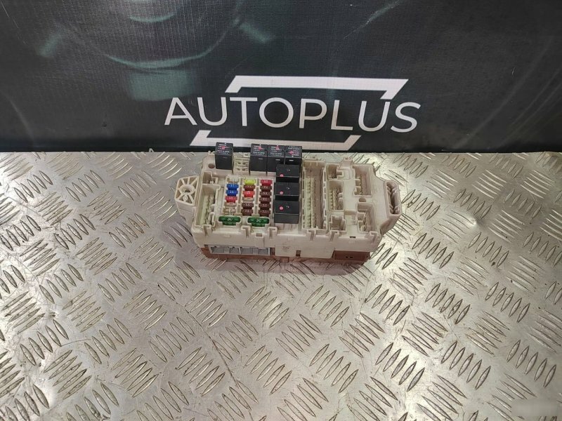 Блок предохранителей