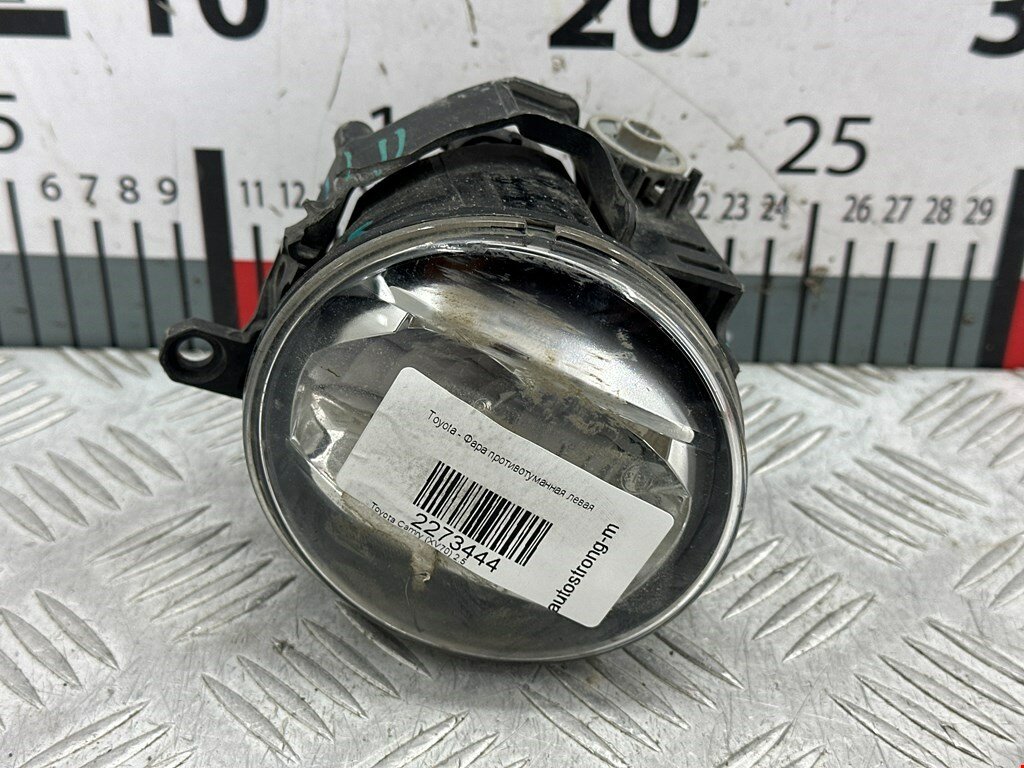 Фара противотуманная левая Toyota Camry (XV70) арт. 2273444