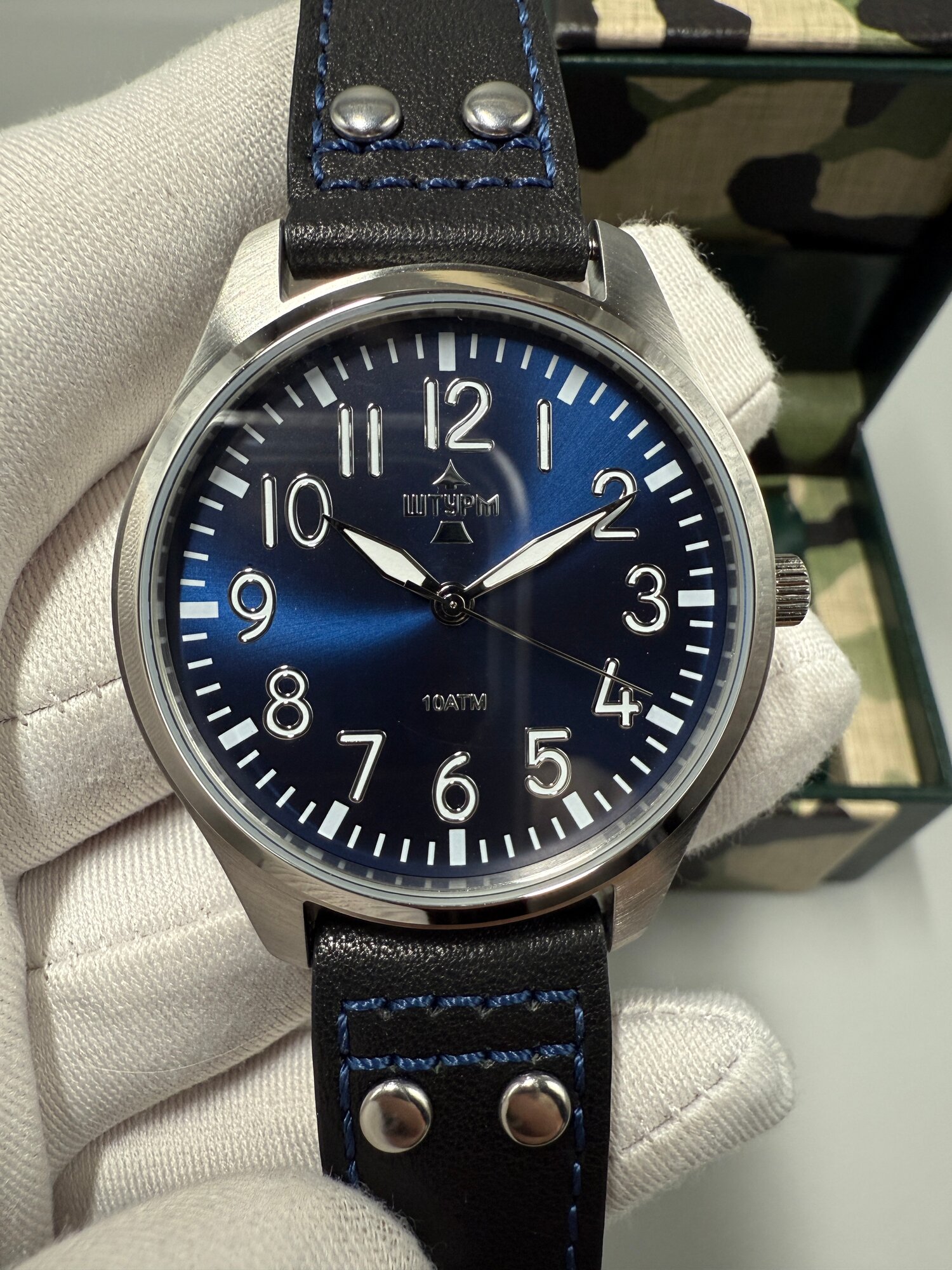 Наручные часы