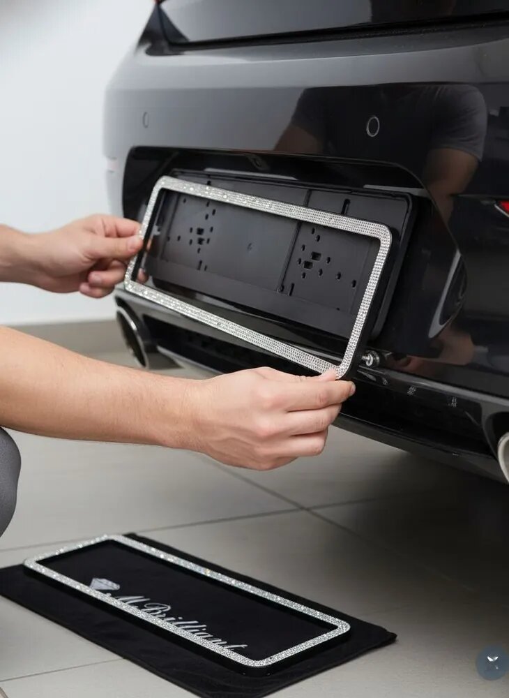 Рамки для номеров со стразами серебро