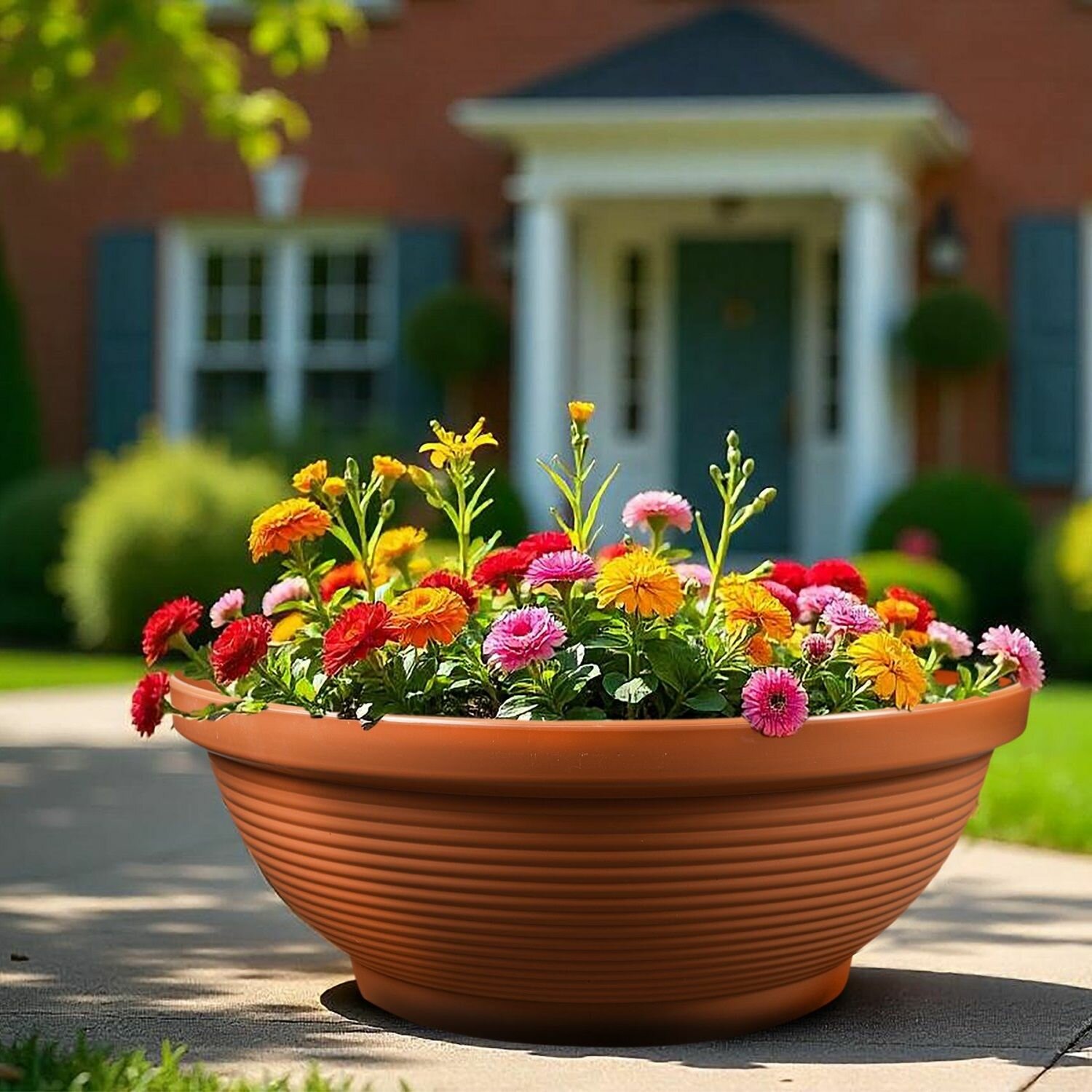 Кашпо ПластоС Клумба, пластмассовое, объем 53 л, диаметр верха 645 мм, высота 243 мм, терракотовый