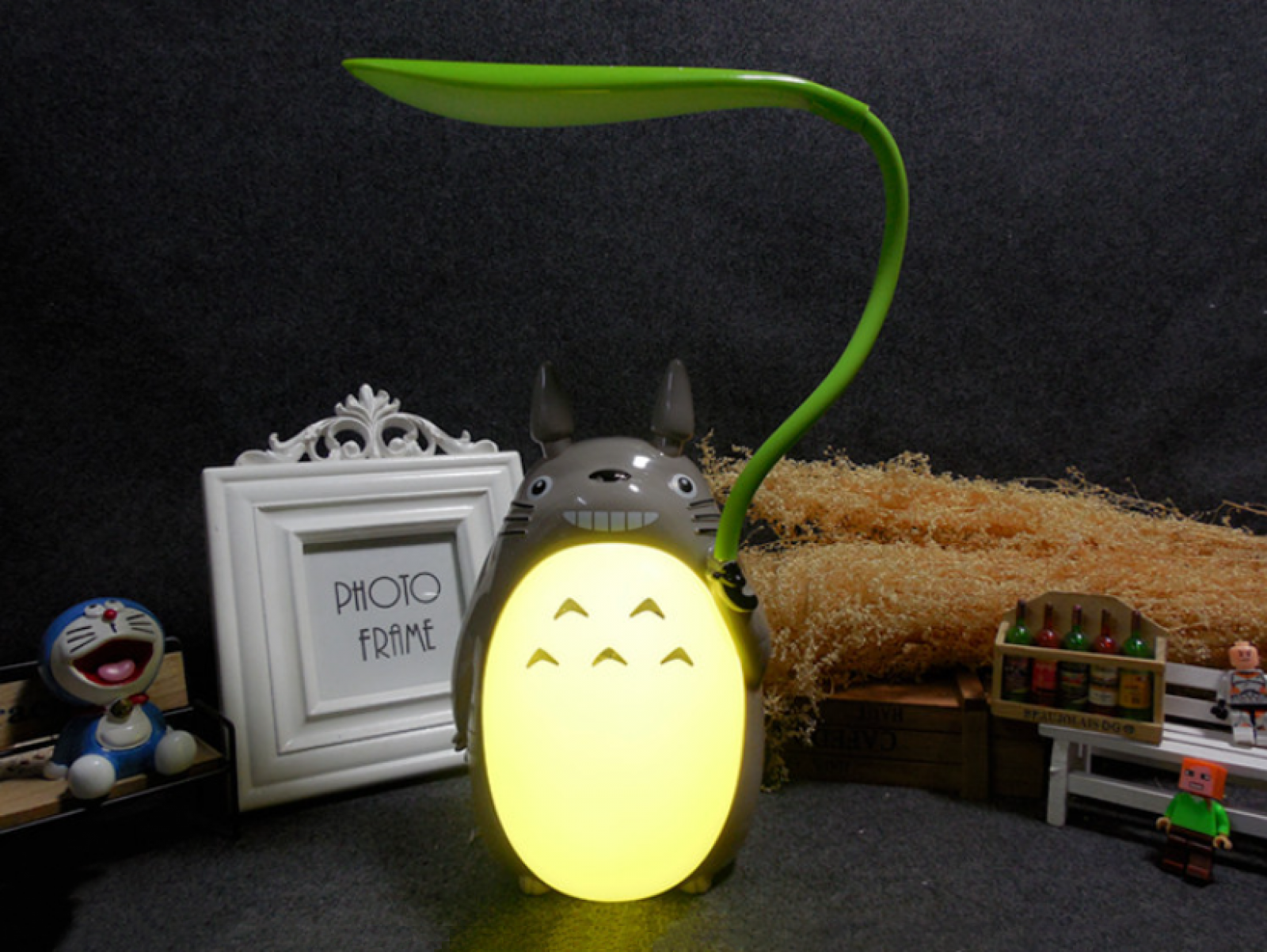 Детский ночник MyPads Totoro с гибким зеленым листом, мягкое светящееся яйцо