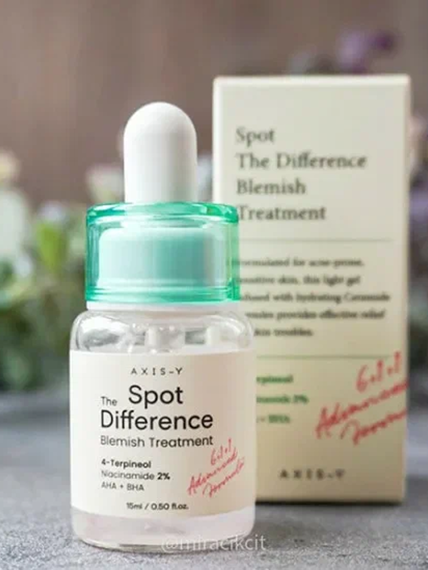 Axis-Y, Spot The Difference, средство от пятен, 15 мл, легкий гель с увлажняющими капсулами
