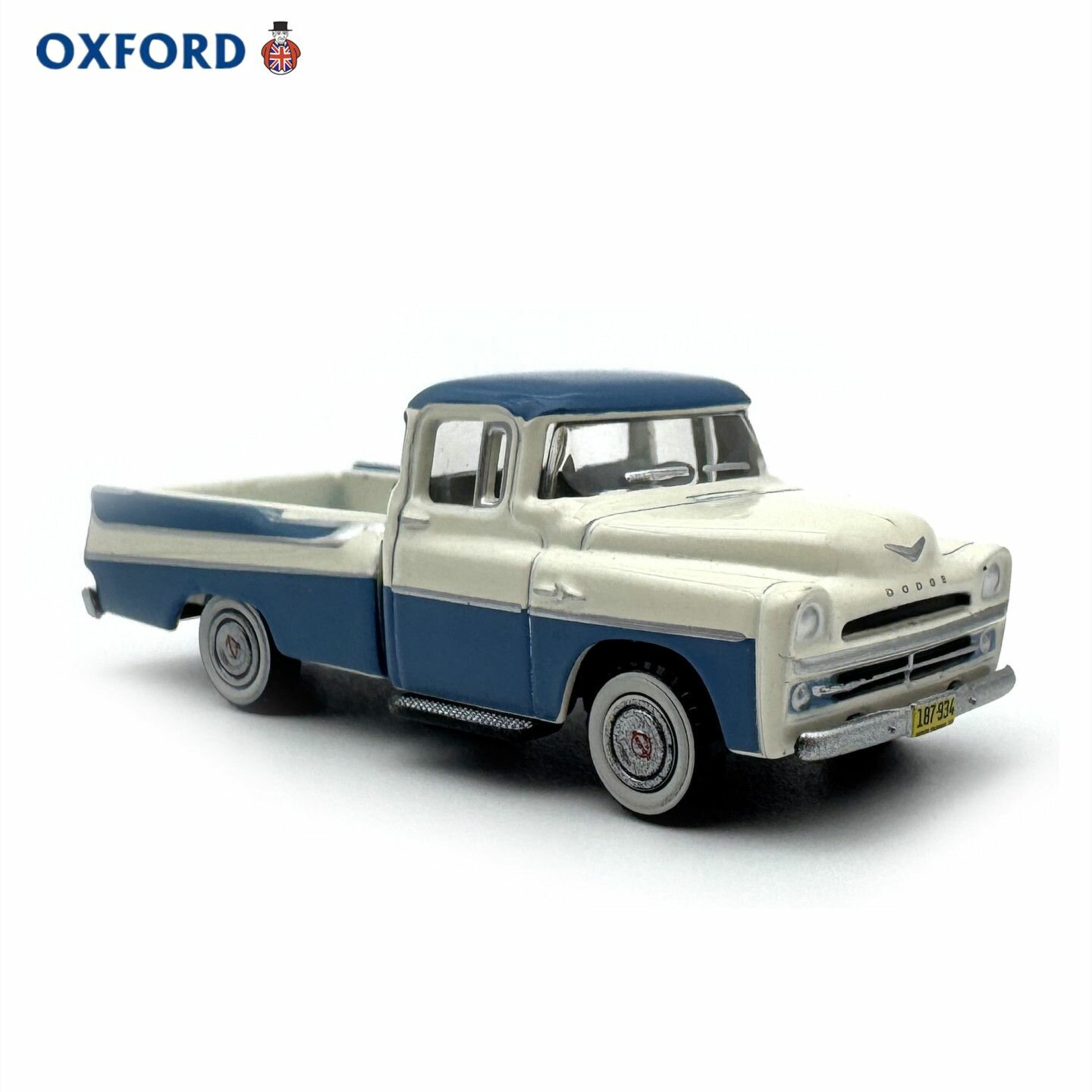 OXFORD Модель пикапа из сплава, 1:87, серия Dodge (Пикап Dodge D100 Sweptside)