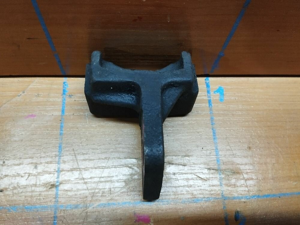 Кронштейн кулисы Skoda Felicia 1 Б/У с пробегом