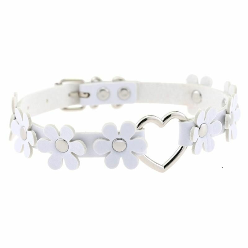 Готический кожаный ошейник-чокер с сердечком, регулируемое украшение, Белый