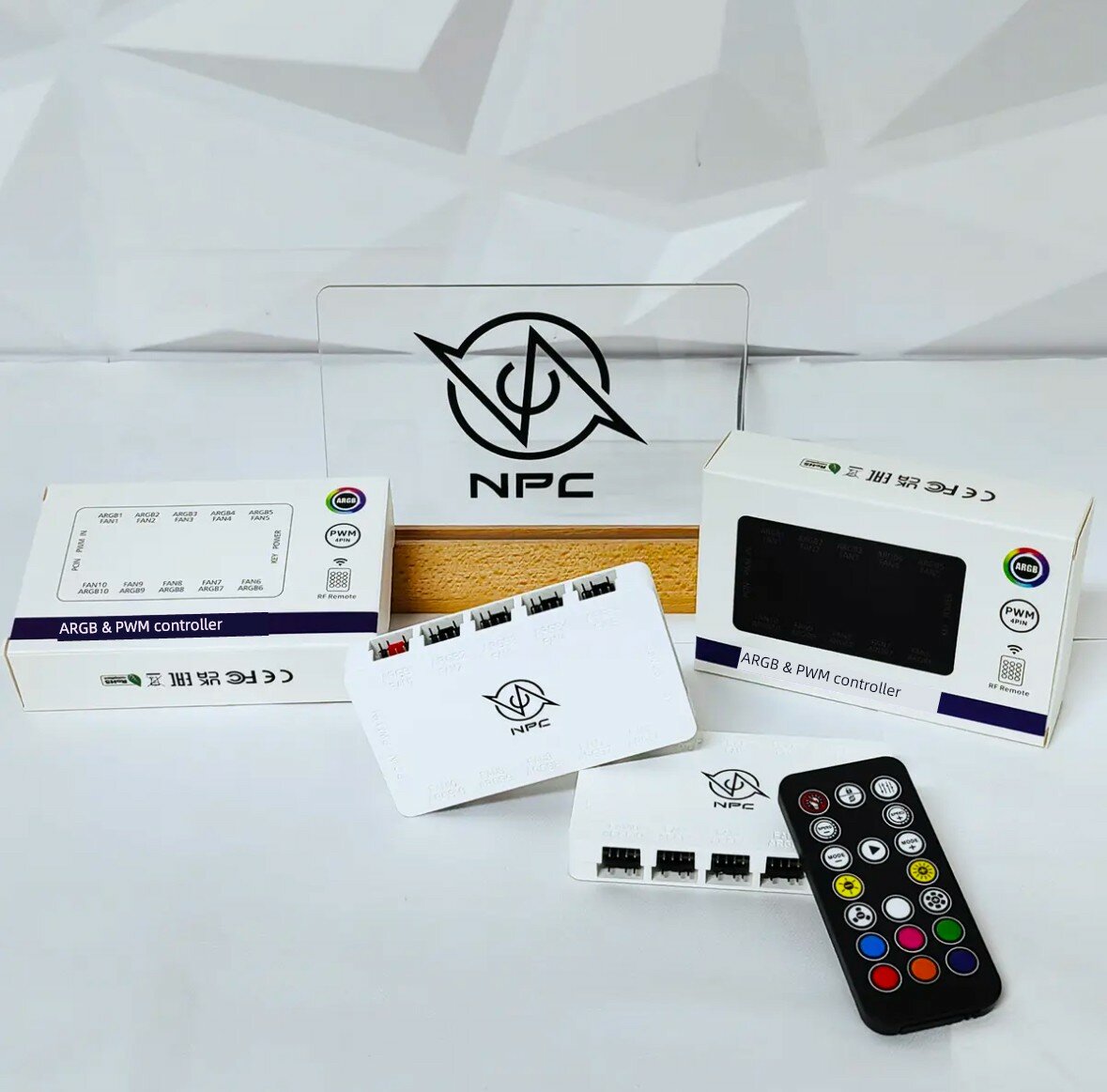 Контроллер ARGB RGB с пультом дистанционного управления и магнитным креплением для корпусных вентиляторов ПК - Белый