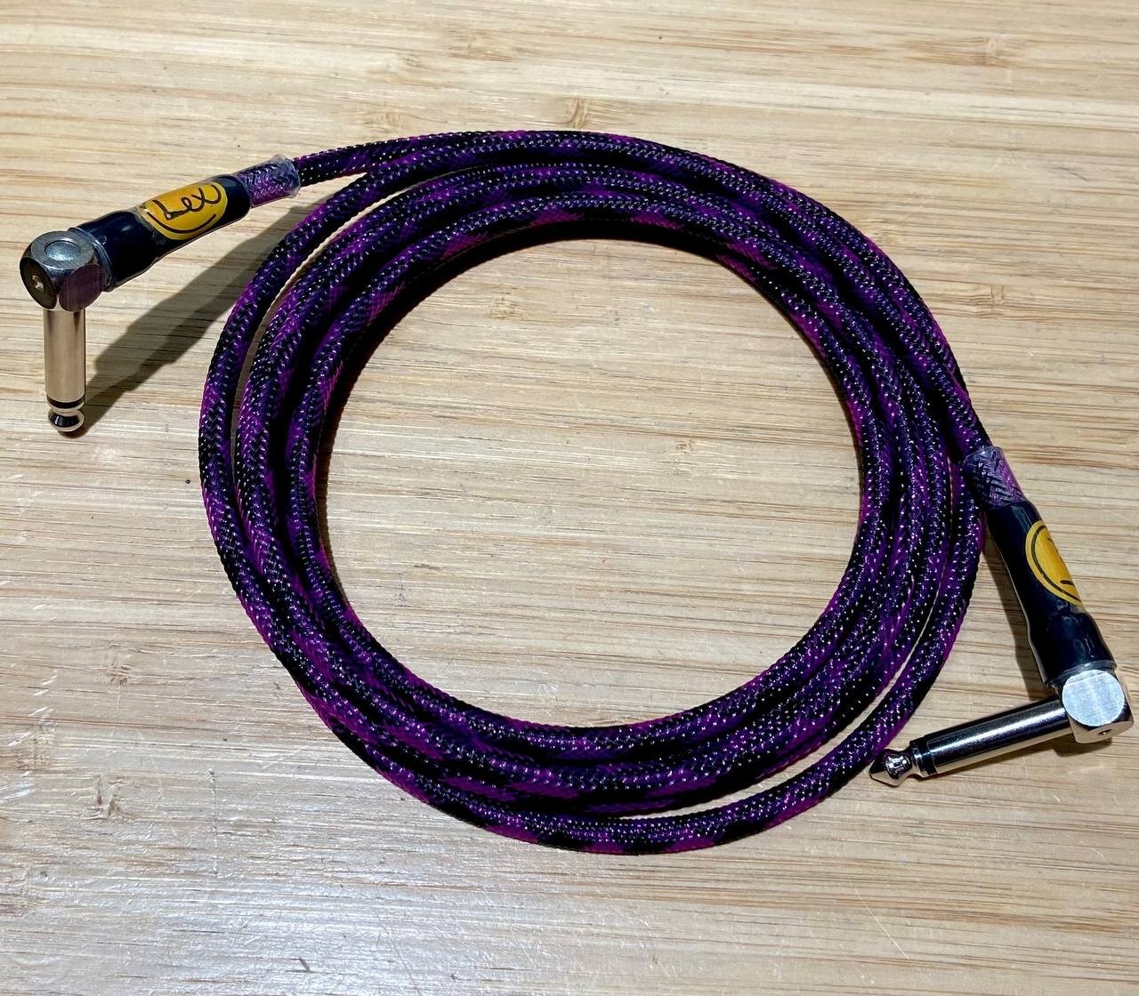 Кабель LexCable 2м, фиолетовый (угловой-угловой)