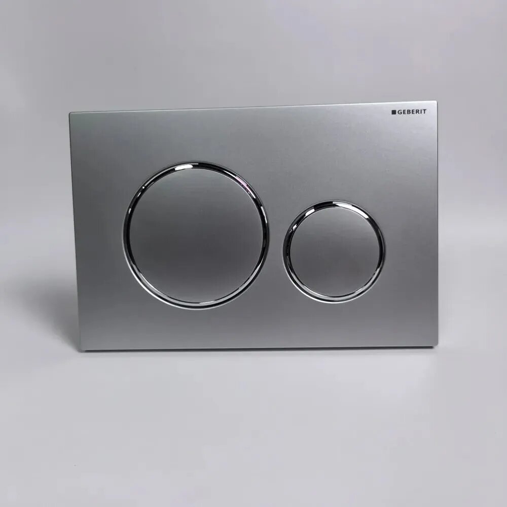 Смывная клавиша Geberit Sigma 20 115.882. KN.1 хром матовый, кольца хром глянец (не оставляет отпечатков пальцев)