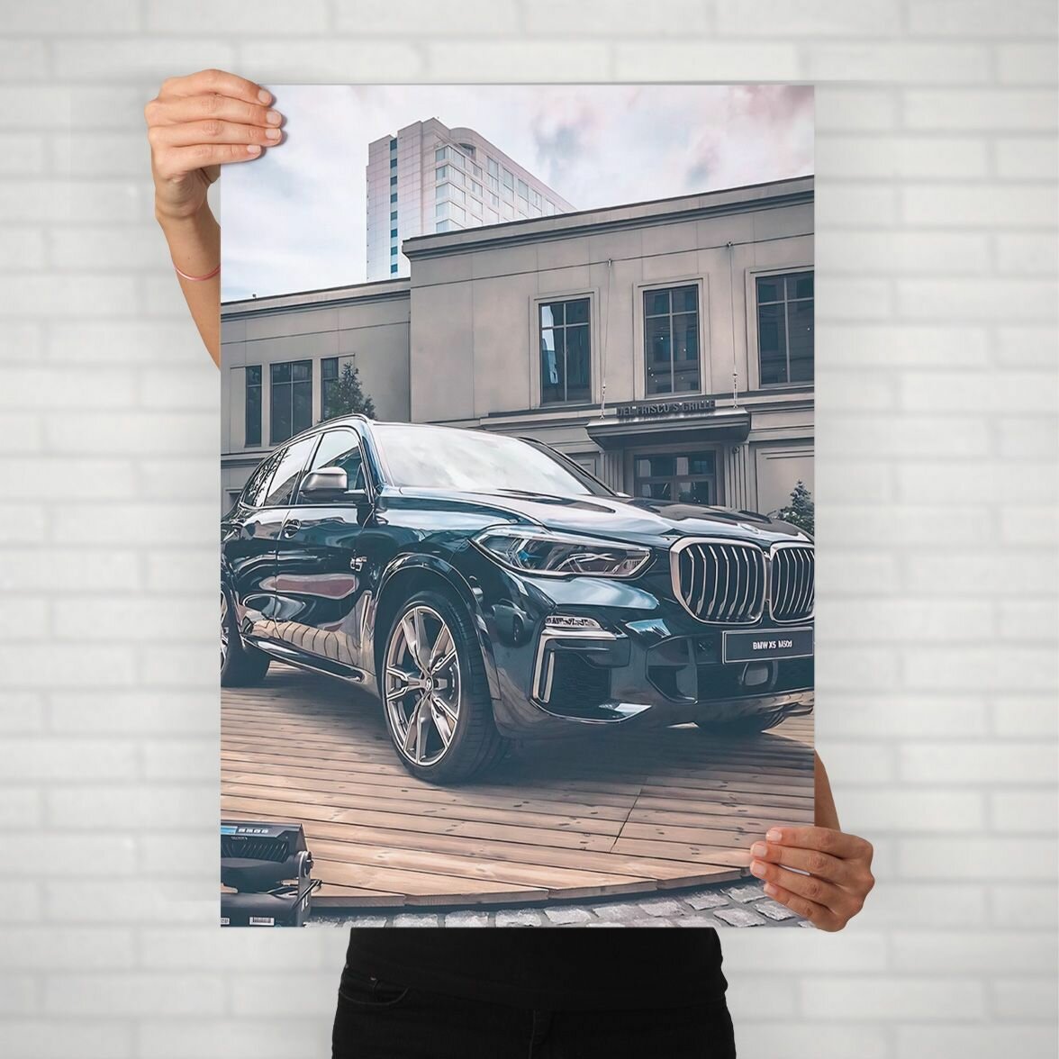Плакат на стену для интерьера Культовые машины (BMW X5 2) - Постер по легендарным и классическим ретро автомобилям формата А2 (42x60 см)