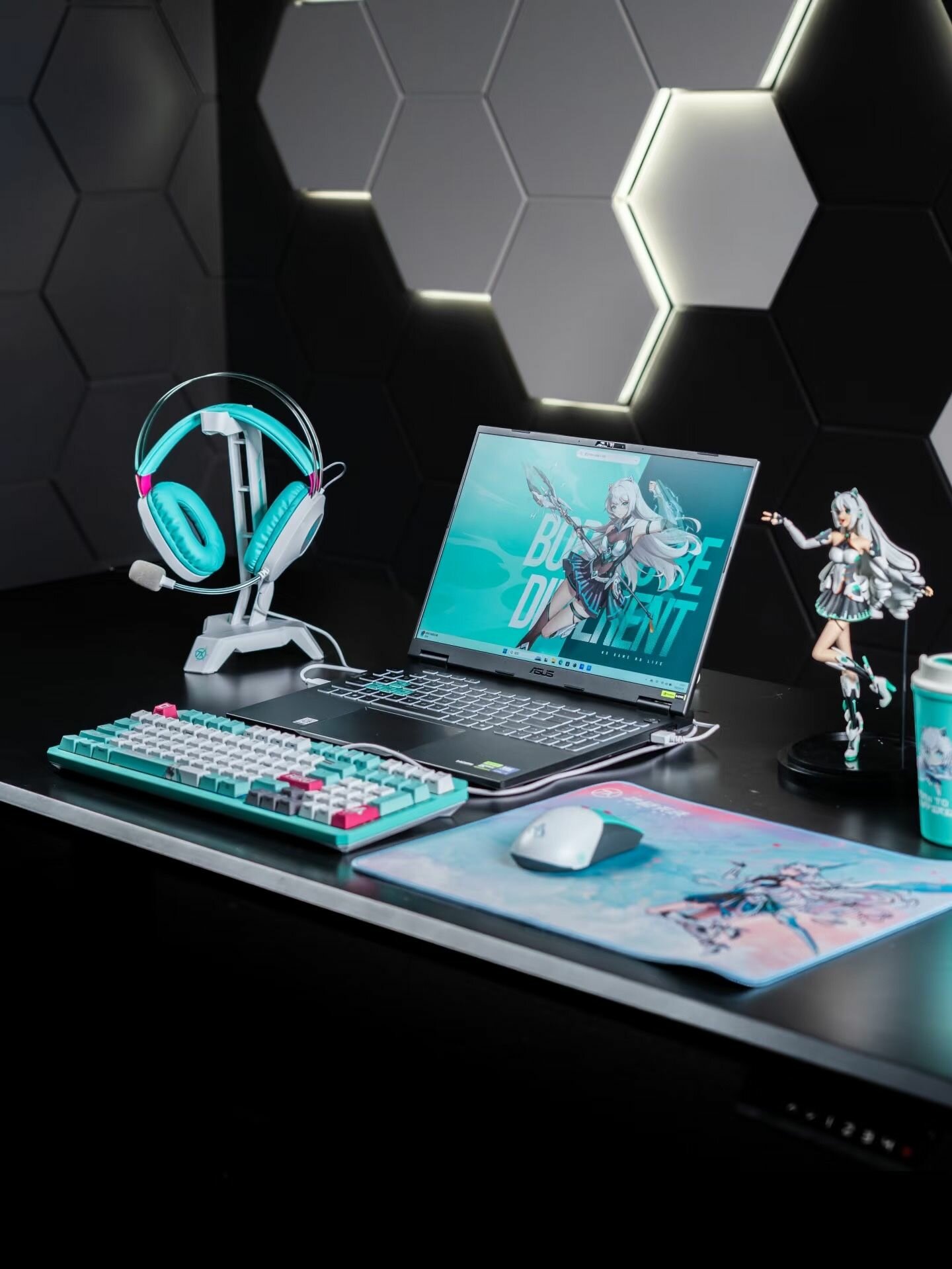 Игровой ноутбук ASUS TUF Gaming A16, R7-H260, RTX5060,16ГБ/1ТБ, Русская раскладка — фото 1
