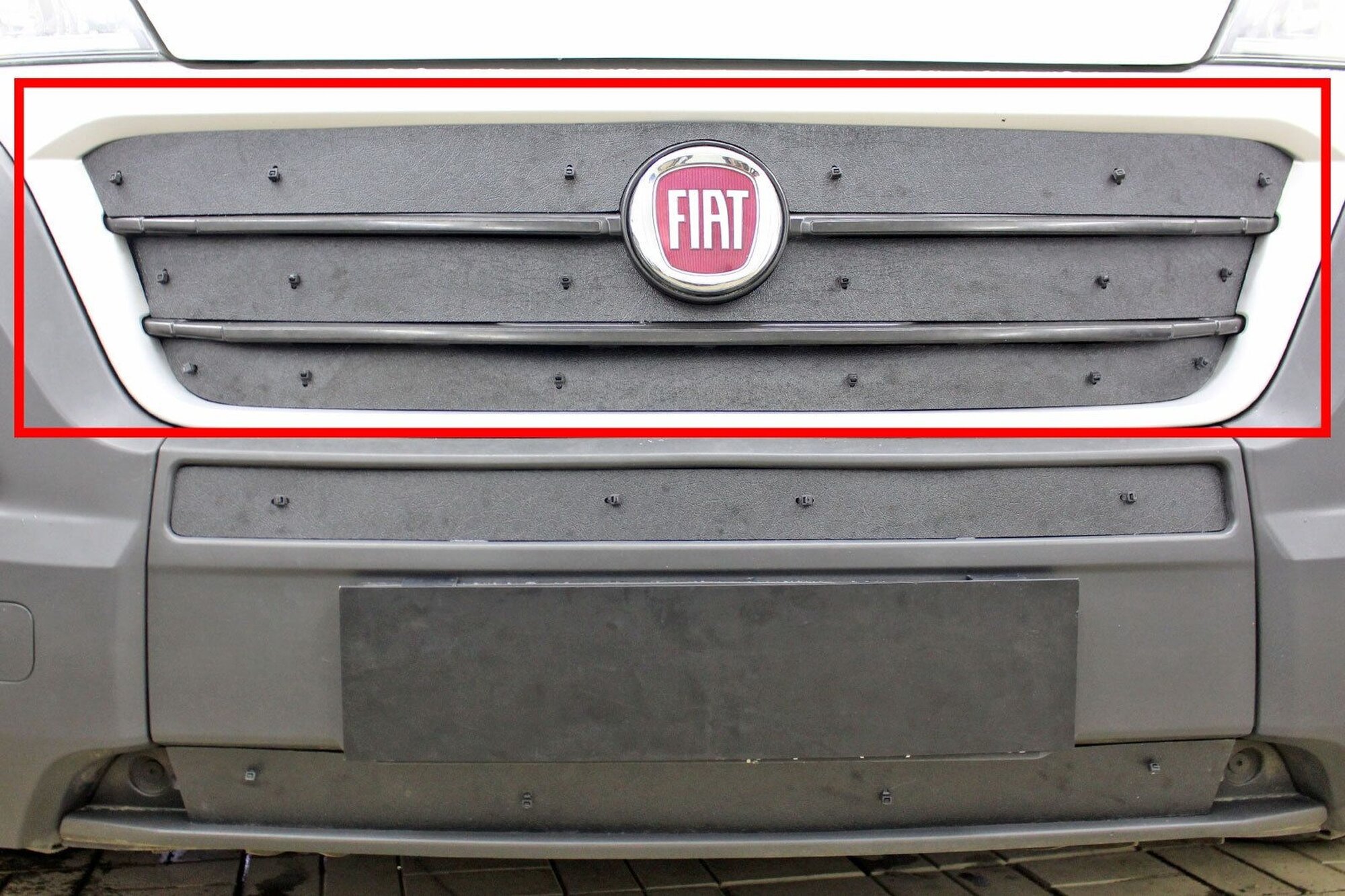 Зимняя защита на стяжках для Fiat Ducato (III рестайлинг) 2014-2017 (3 частей) верх