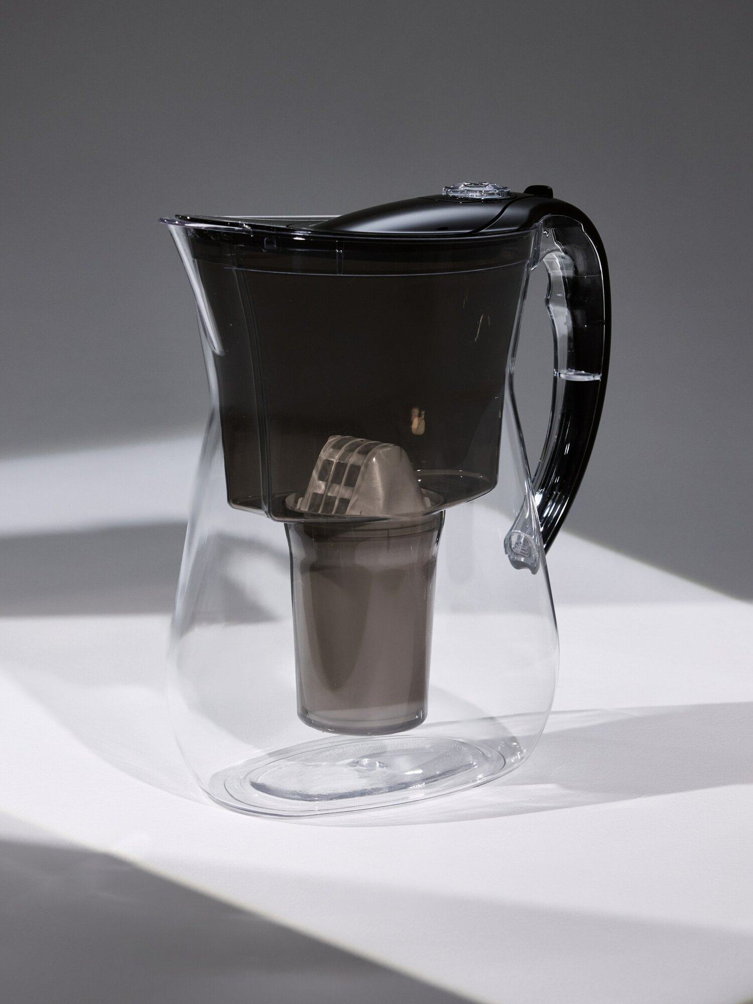 Фильтр кувшин Аквафор Лион (черный) с модулем А5, ресурс 350л, объем 3,8л , счетчик ресурса