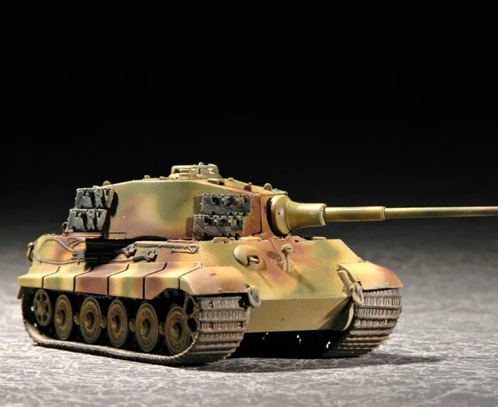 Trumpeter 07201 1:72 Немецкий танк "Король тигров" (башенный тип "Хеншель") сборная модель танка